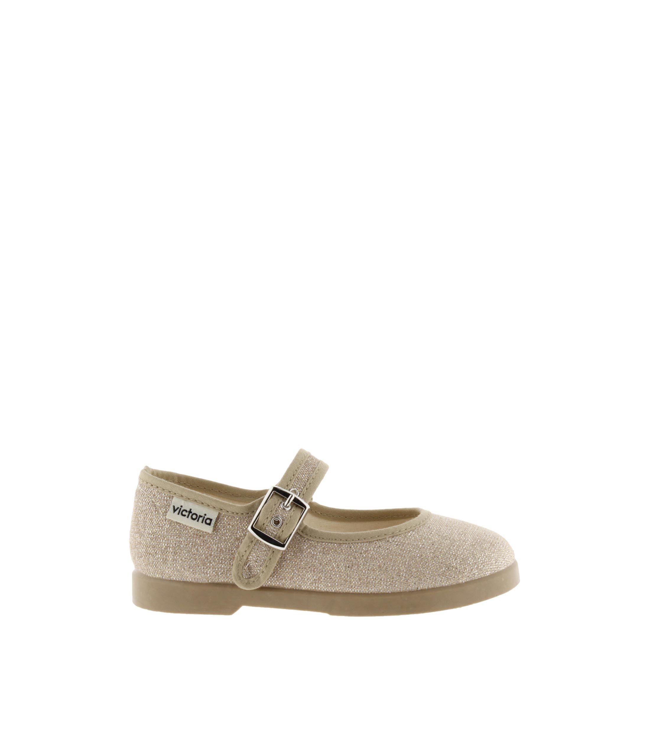 Victoria: Flats Gong Fu Niña | El Palacio de Hierro