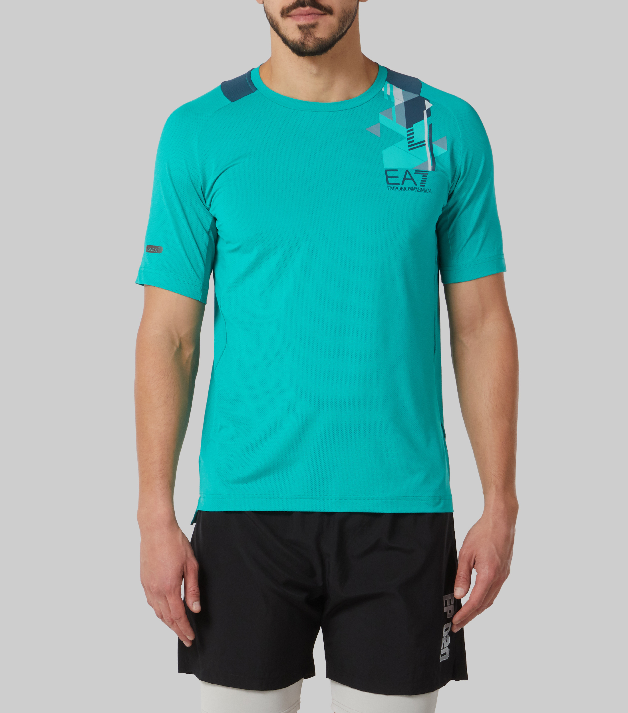 EA7 Emporio Armani: Playera de entrenamiento estampada con manga corta ...