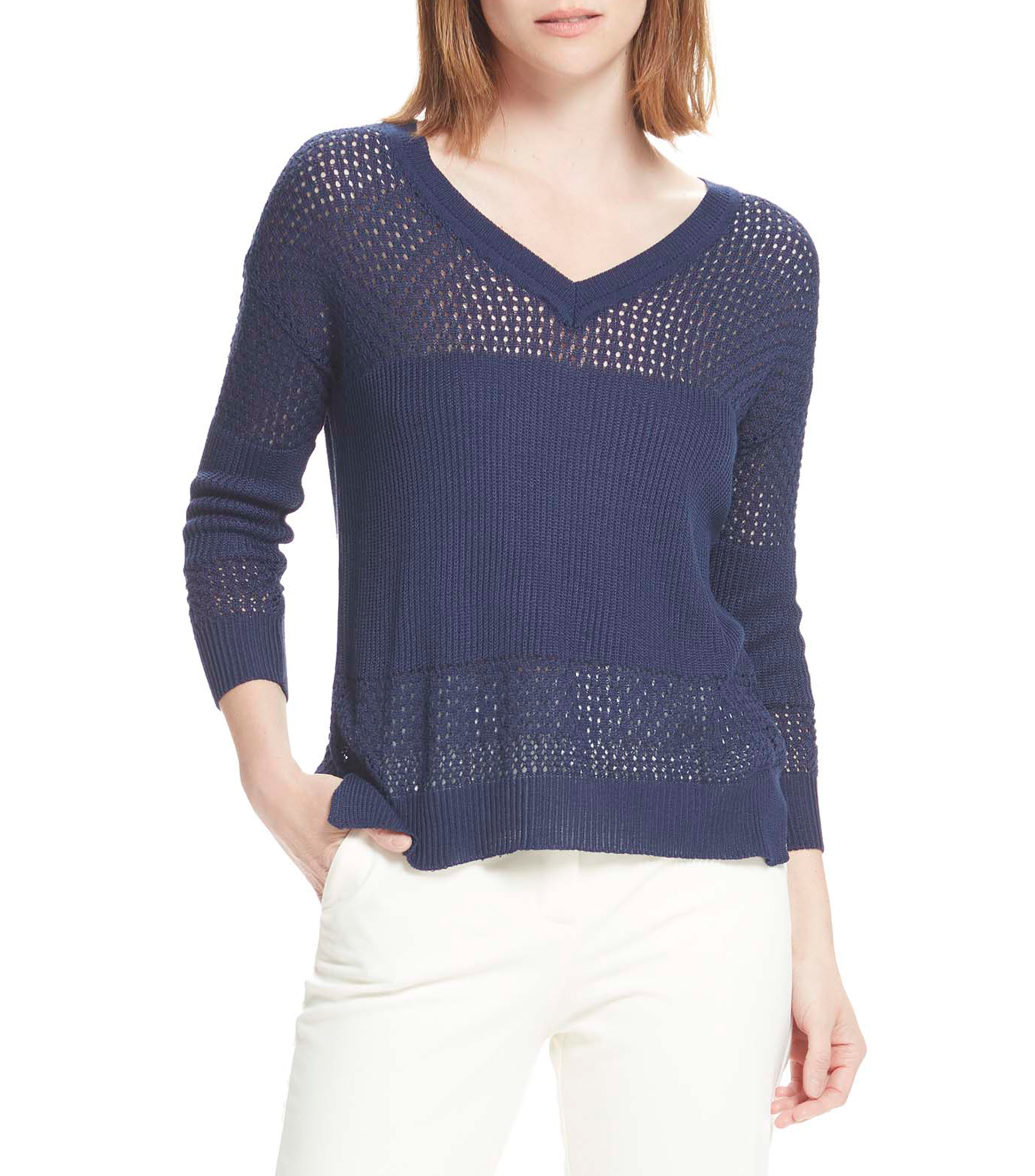 Julio Suéter calado con cuello V Mujer - El Palacio de Hierro