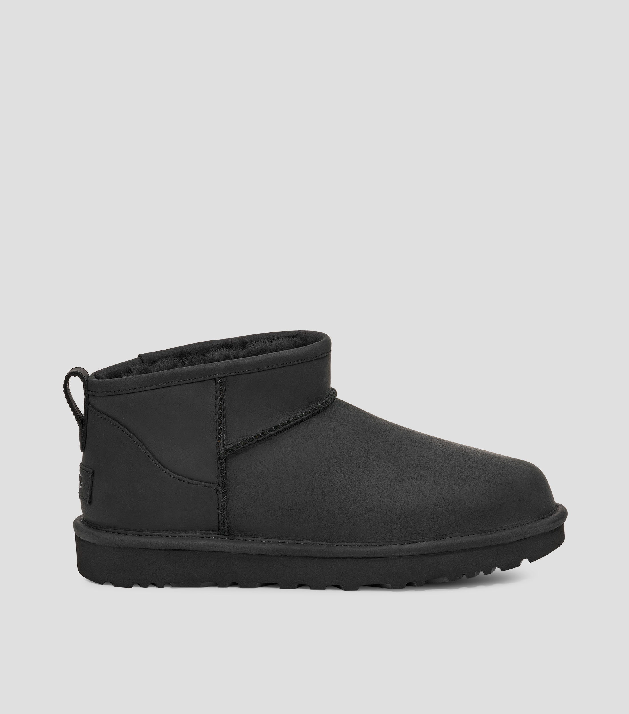 Ugg Botines Classic Ultra Mini LTHR de cuero Mujer |El Palacio de Hierro
