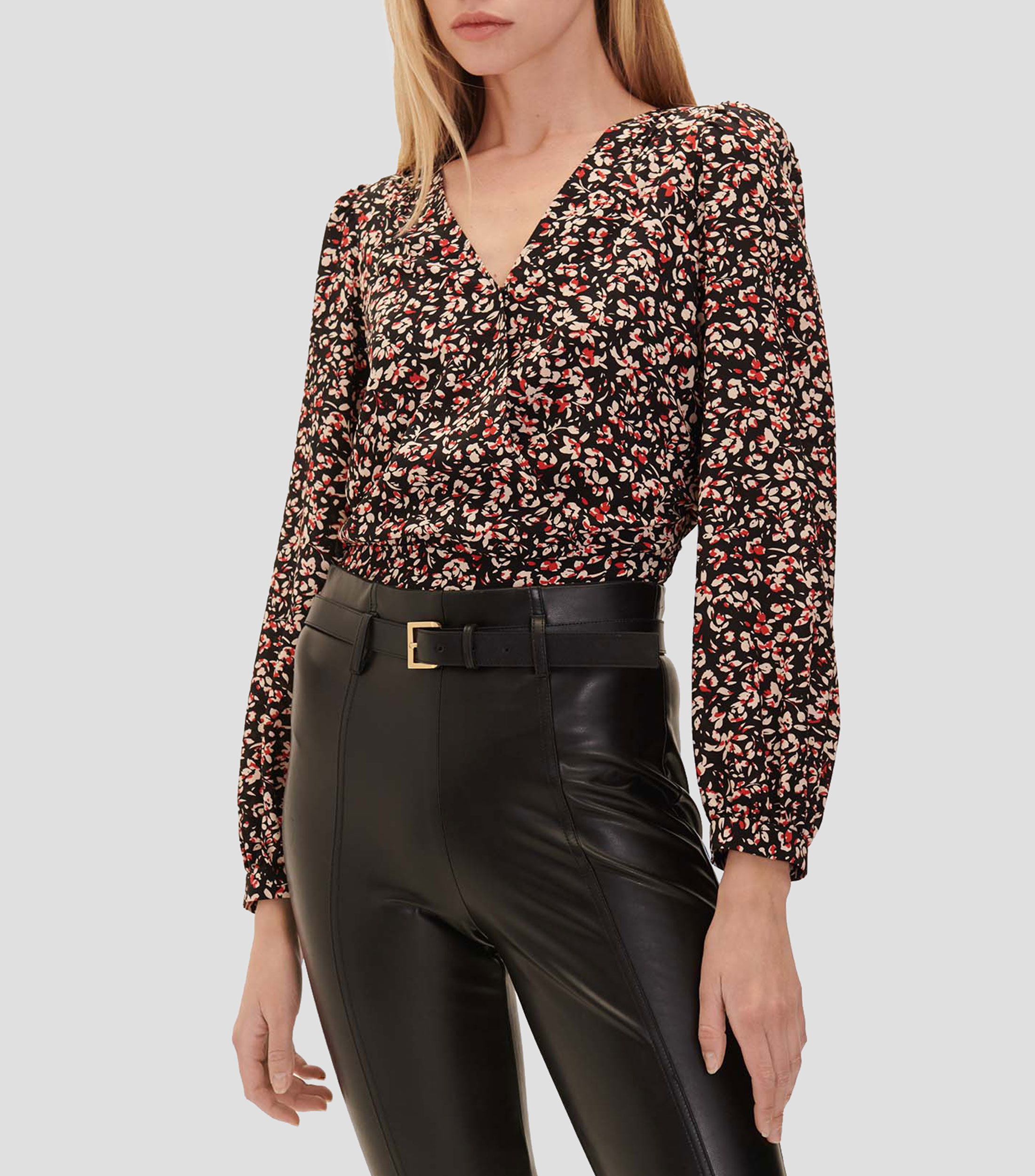 Julio: Blusa envolvente estampado floral escote V Mujer | El Palacio de ...