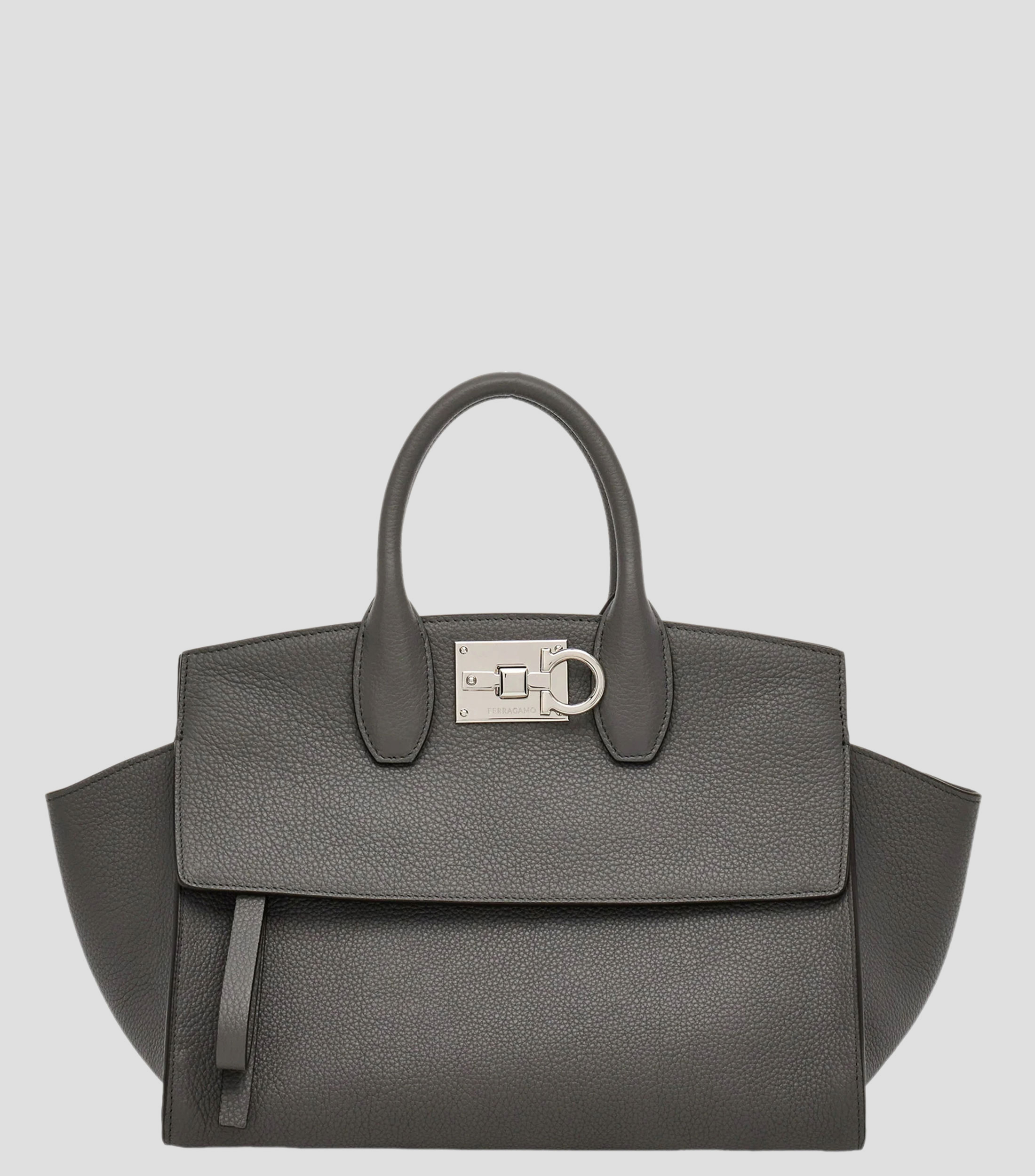 Ferragamo: Ferragamo Studio Soft bag S Mujer | El Palacio de Hierro