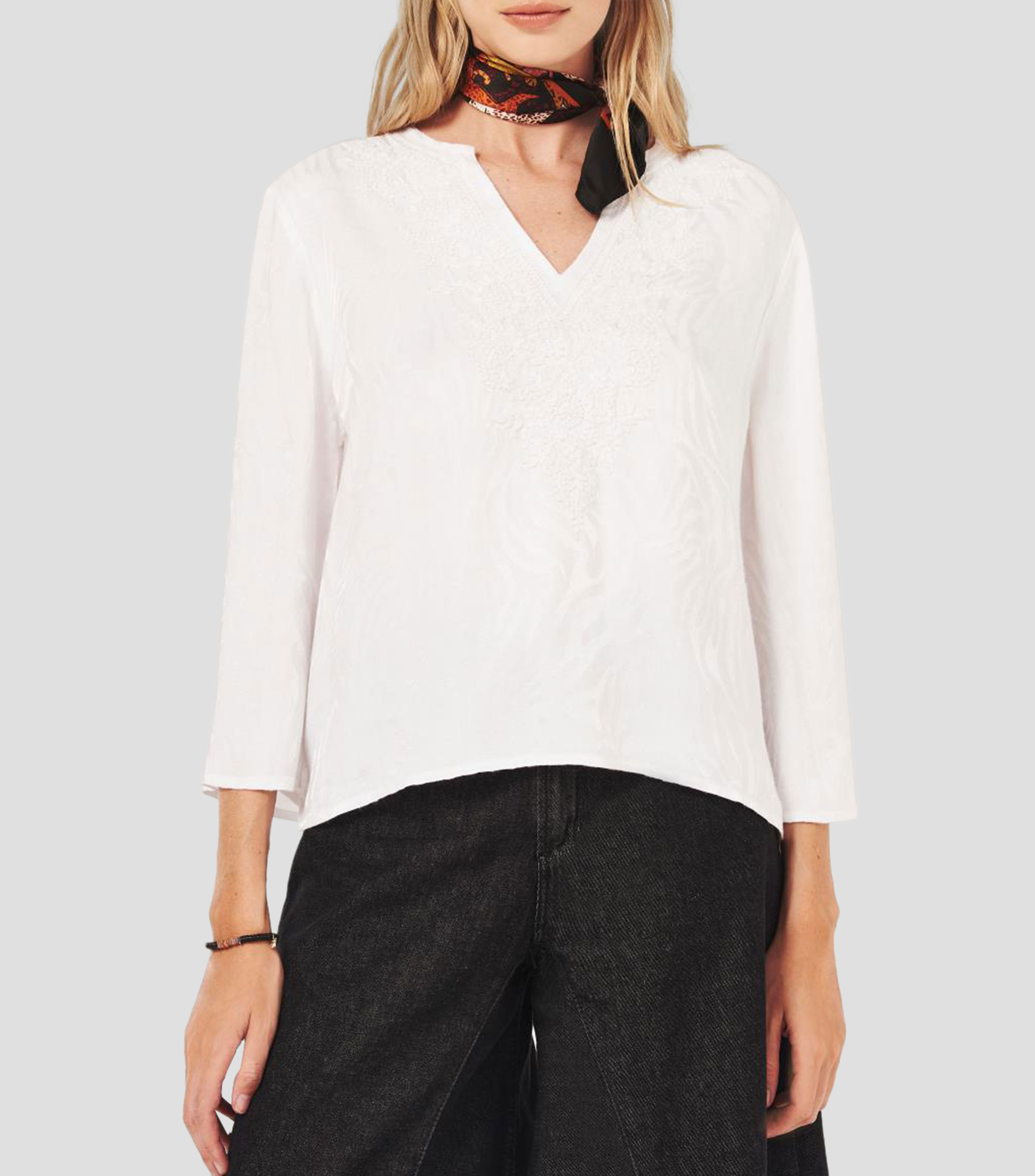 Rapsodia: Blusa con detalle bordado y manga 7,8 Mujer | El Palacio de ...