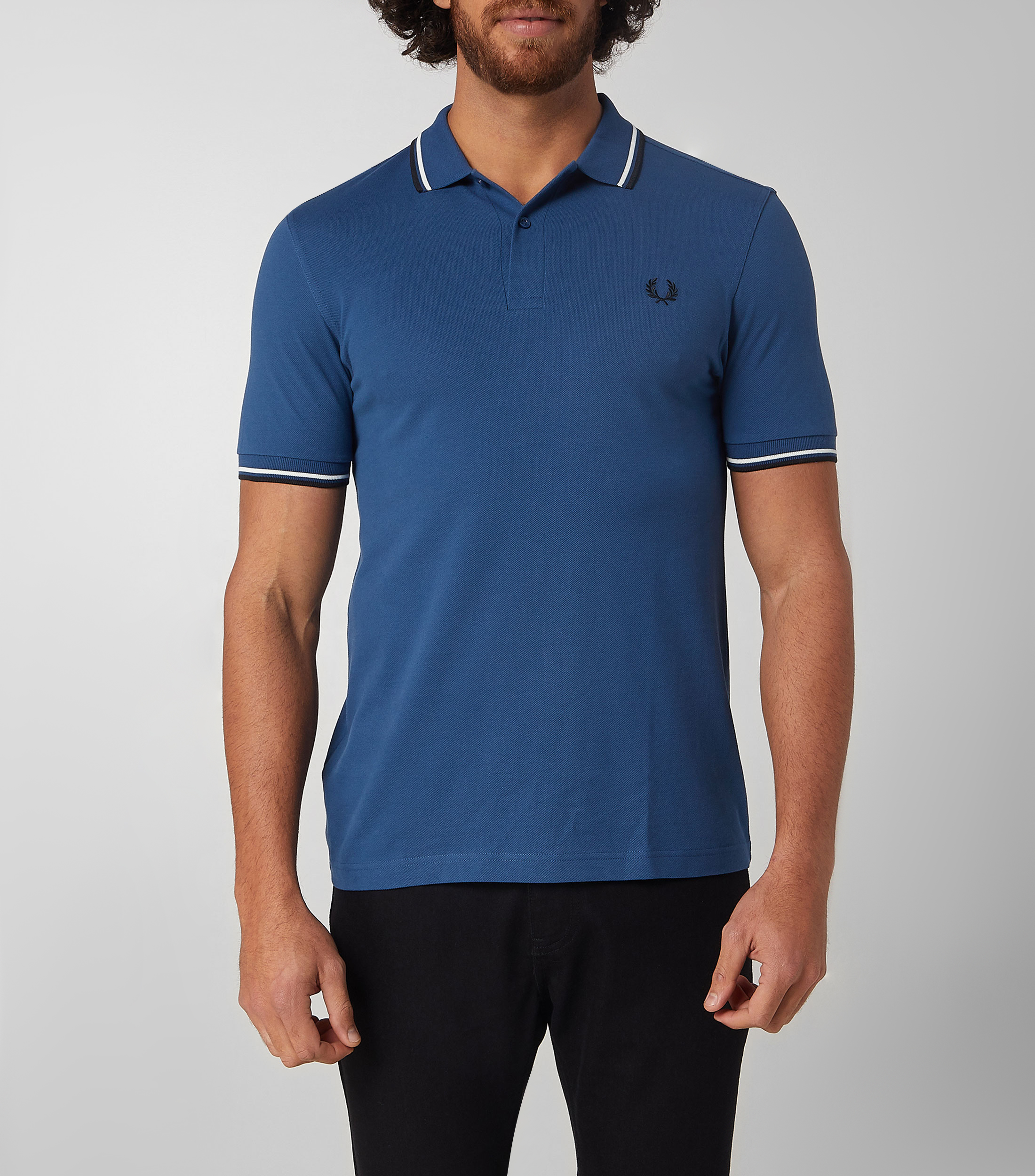 Fred Perry: Playera tipo Polo de manga corta Hombre | El Palacio de Hierro