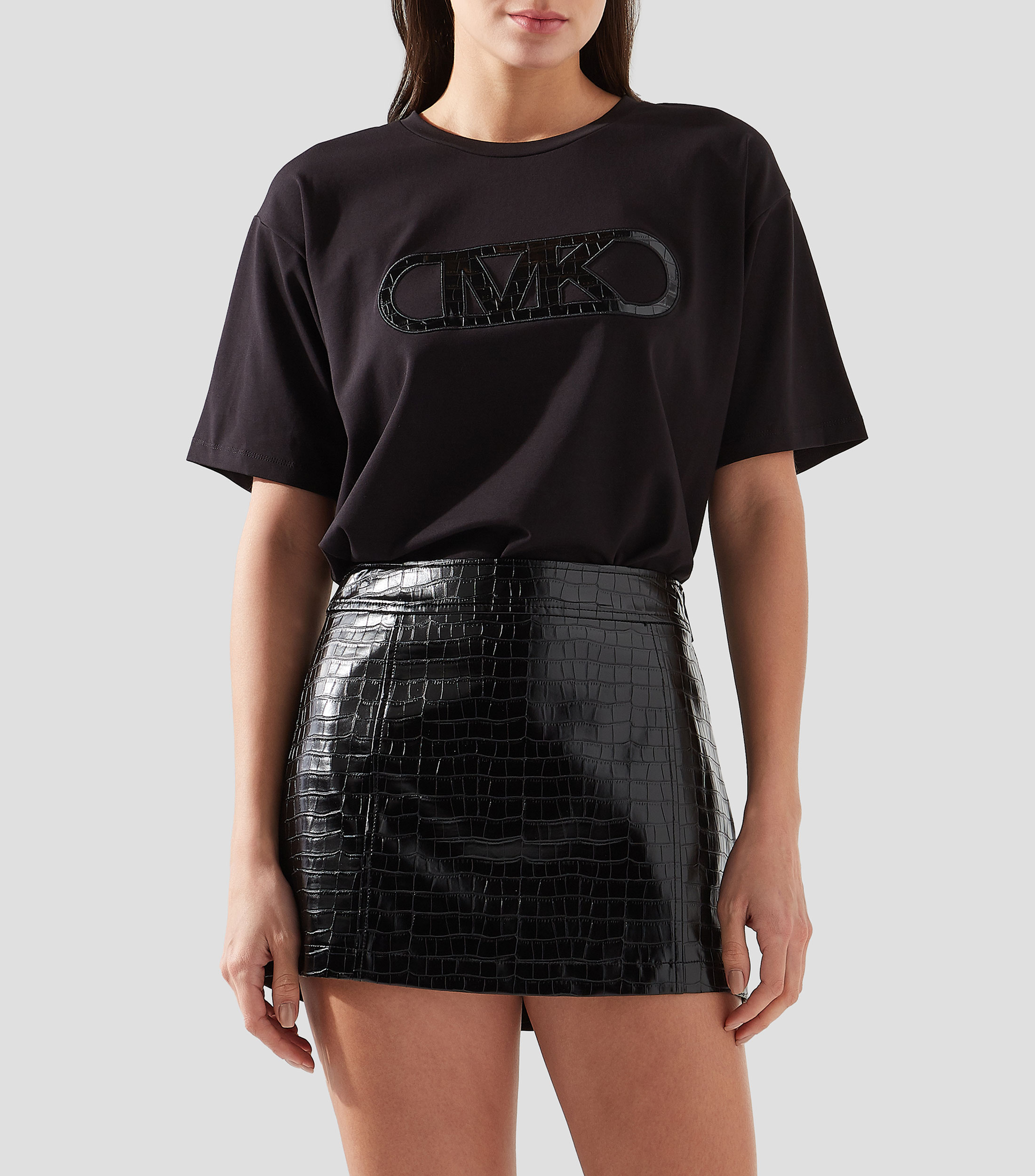 Michael Kors: Playera de cuello redondo y manga corta con logo Mujer | El Palacio de Hierro