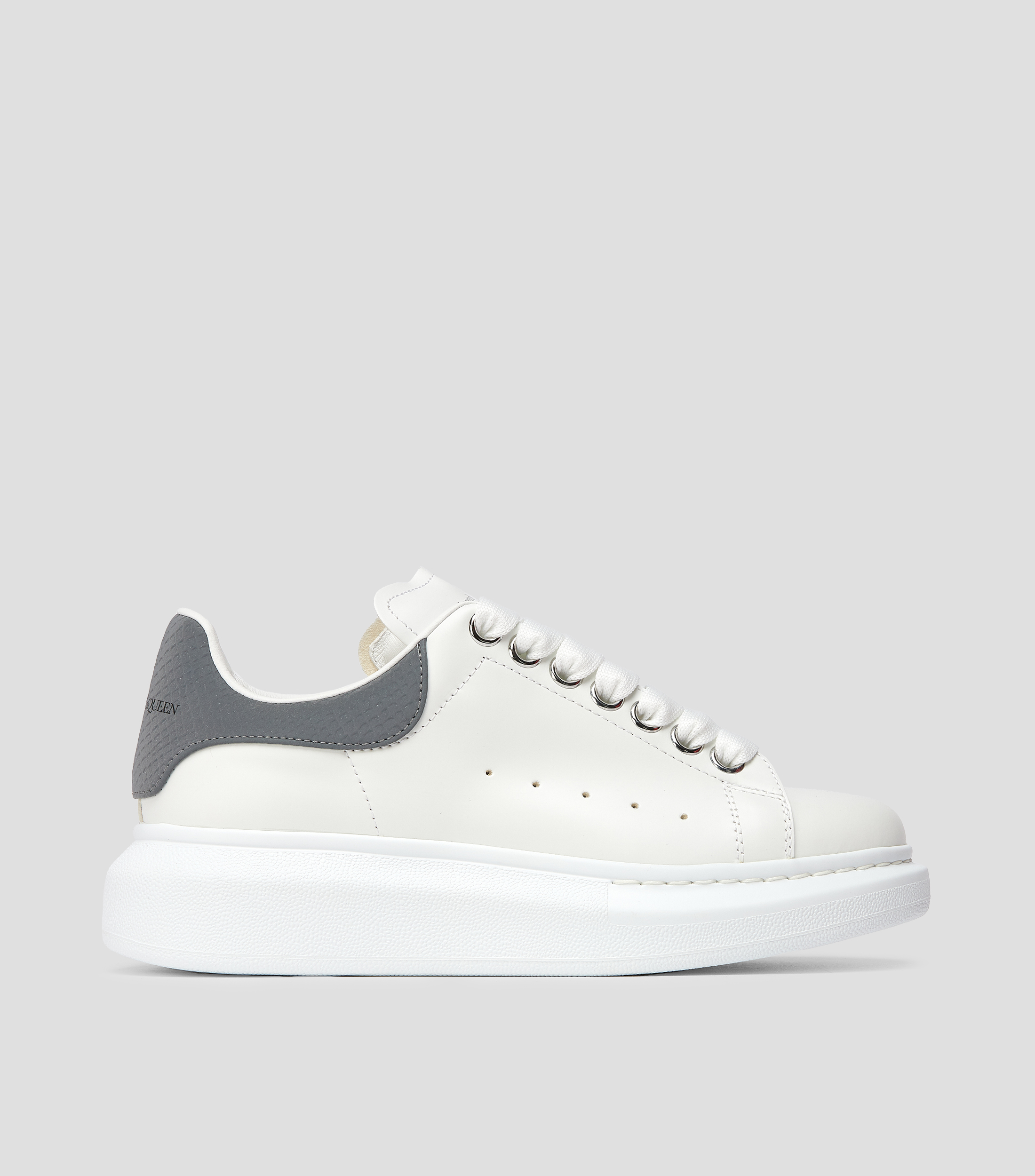 Alexander McQueen: Tenis Casuales en Piel Mujer | El Palacio de Hierro
