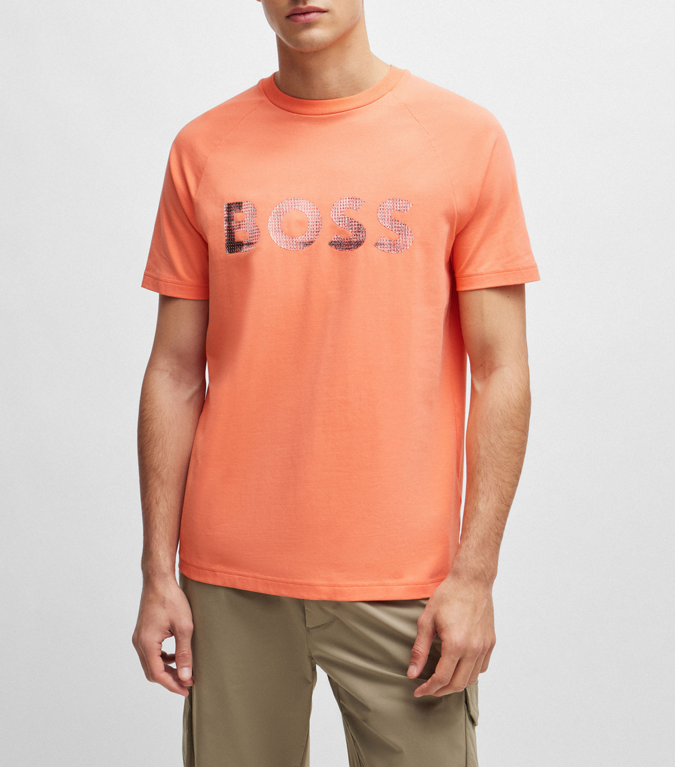 Boss: Playera regular fit de algodón elástico con logo de temporada ...