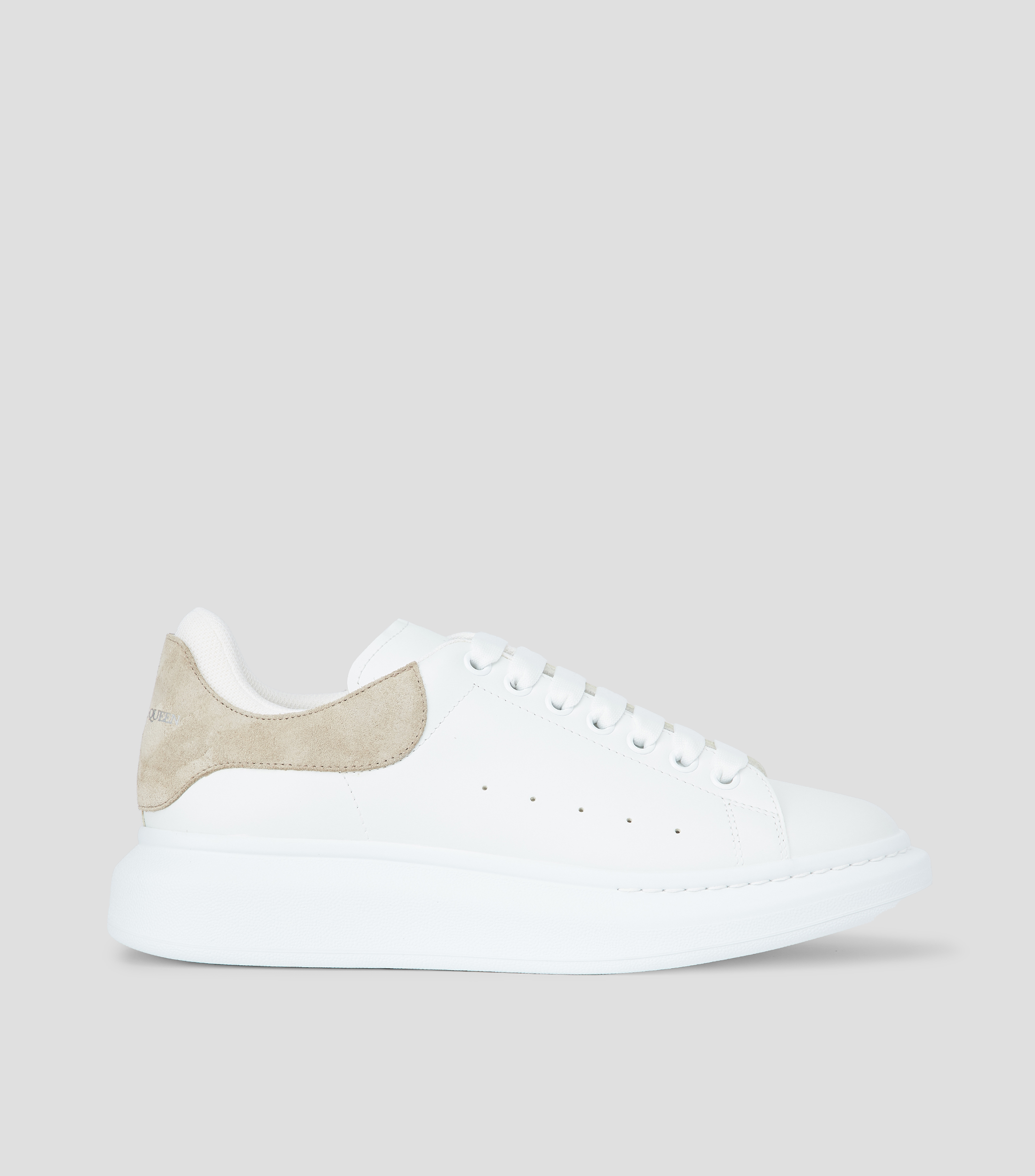 Alexander McQueen: Tenis casuales en piel New Tech Hombre | El Palacio ...