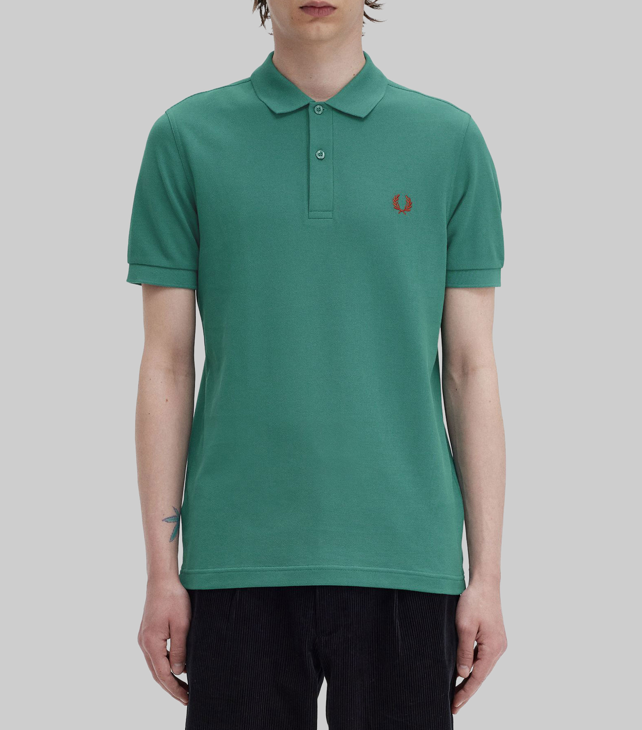Fred Perry: Playera tipo Polo Manga Corta Hombre | El Palacio de Hierro