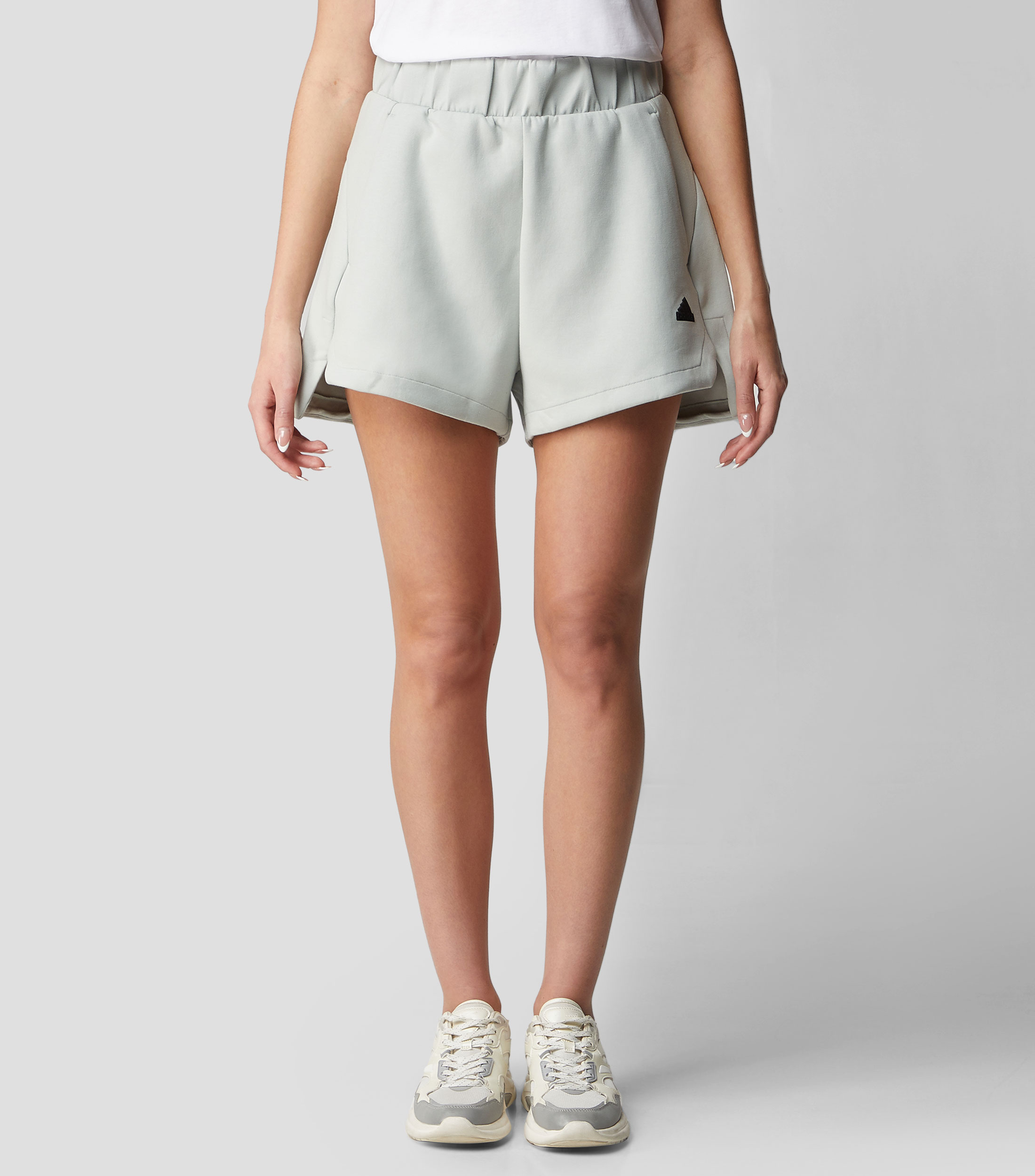 Adidas Short deportivo Z.N.E. Mujer - El Palacio de Hierro