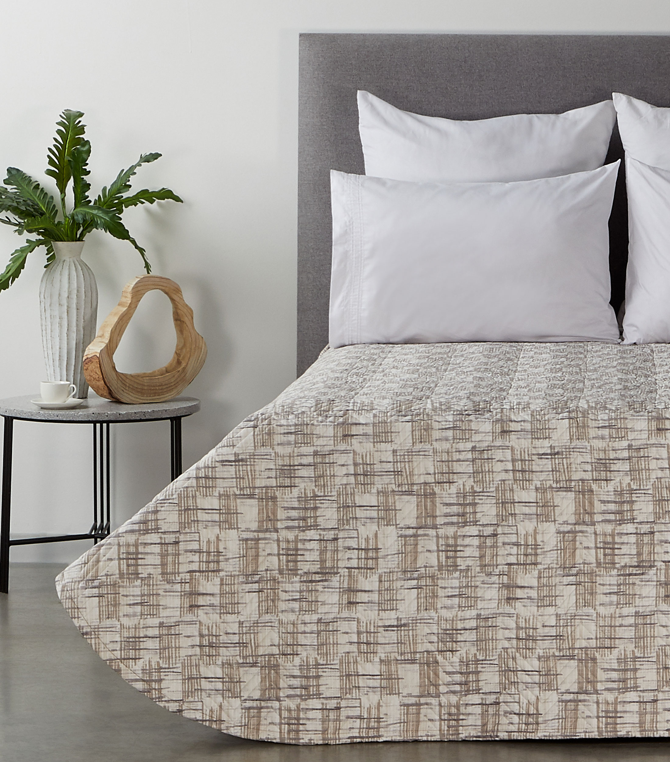 Parker Home Colcha Matrimonial Tripoli Café - El Palacio de Hierro