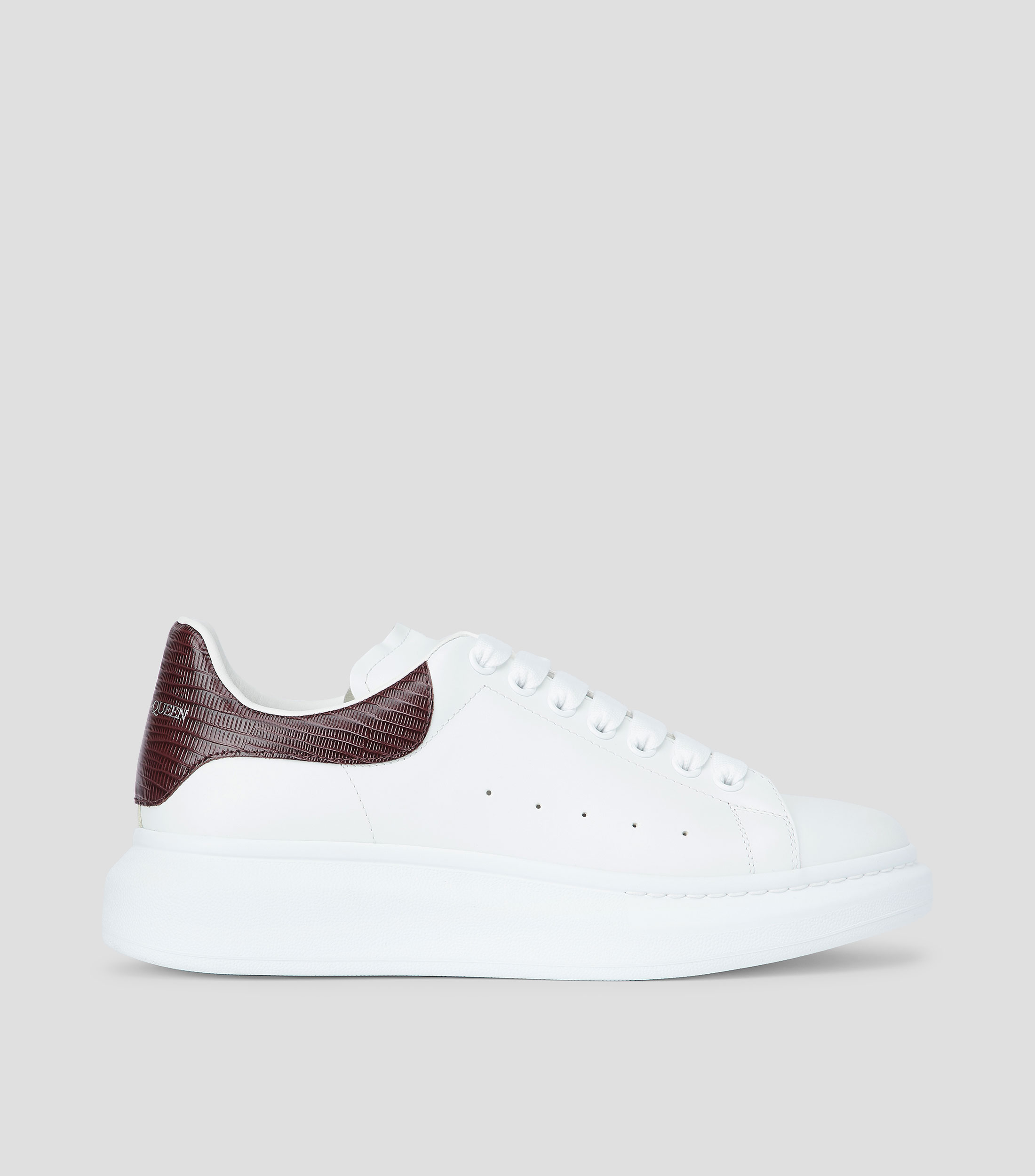 Alexander McQueen: Tenis casuales en piel New Tech Hombre | El Palacio ...