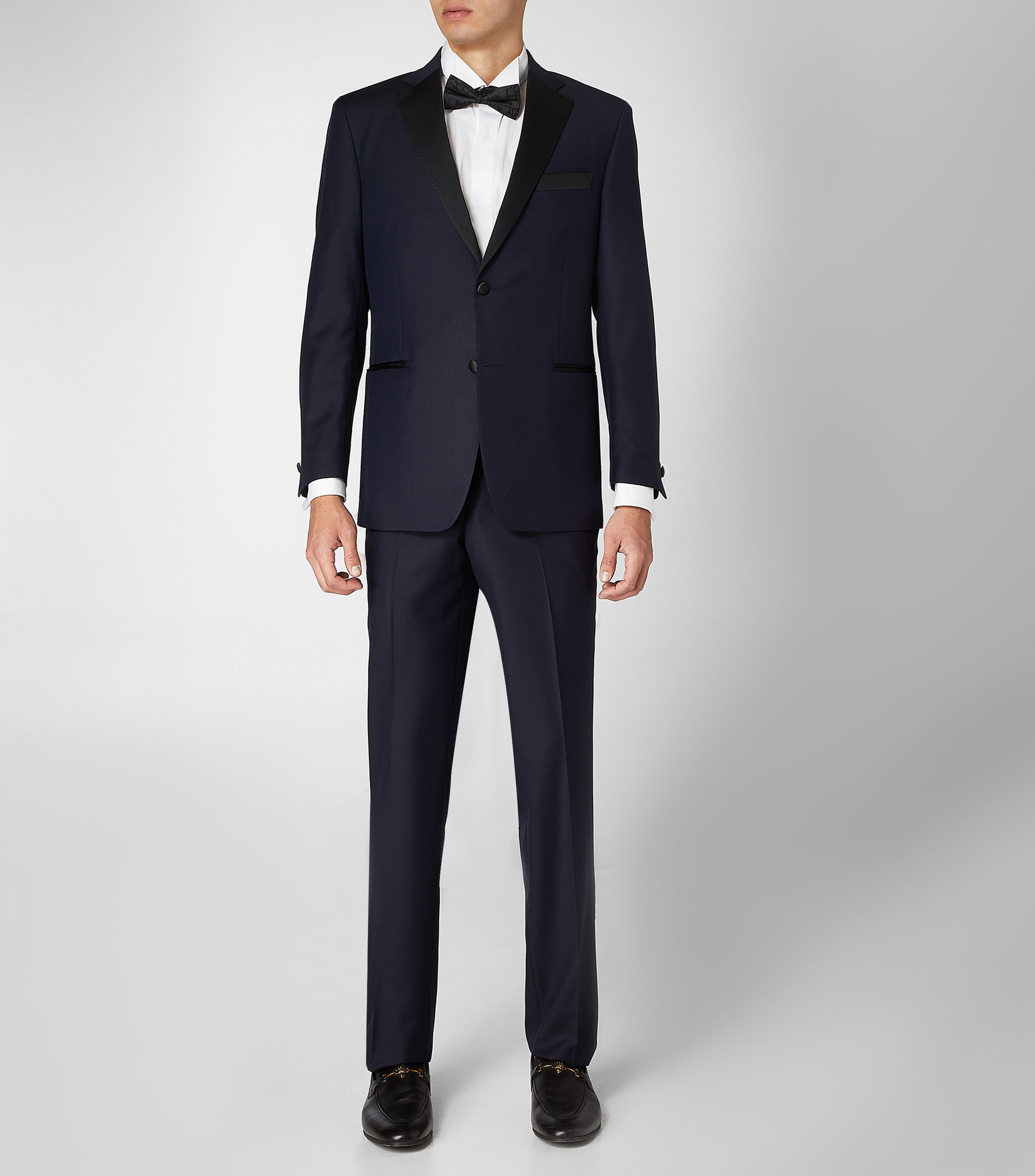 Chester & Peck: Smoking de corte regular Hombre | El Palacio de Hierro