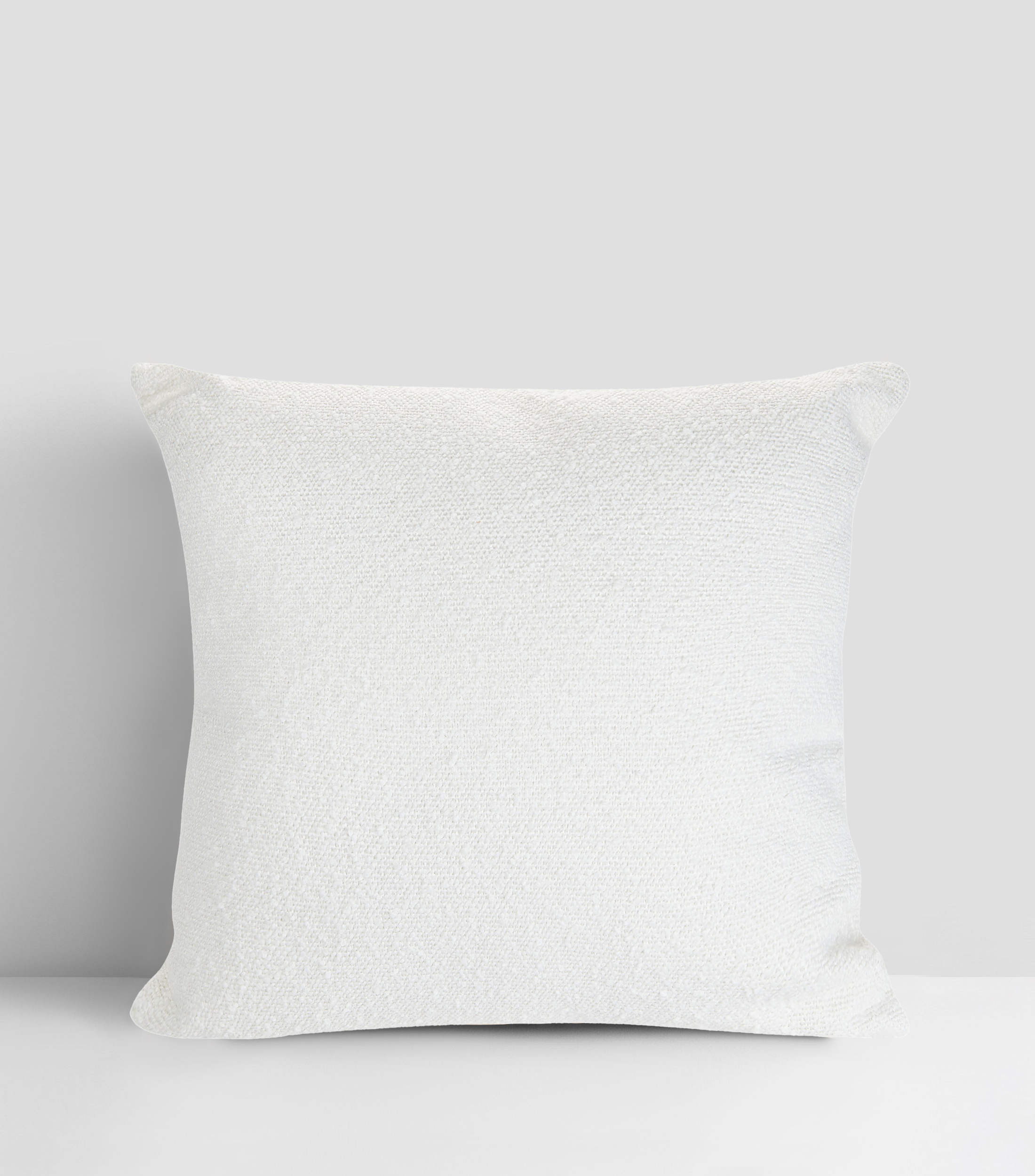 Saratoga: Cojín decorativo Boucle blanco | El Palacio de Hierro