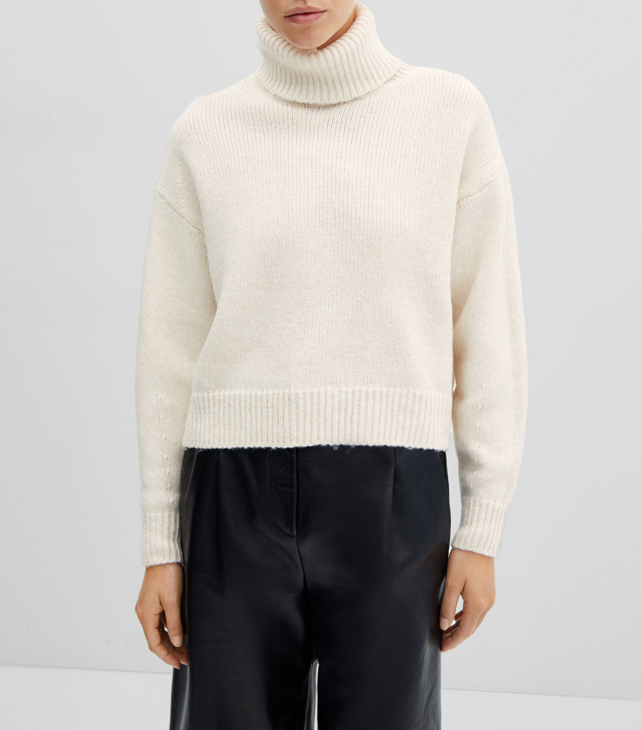 Mango Suéter cuello alto Mujer - El Palacio de Hierro