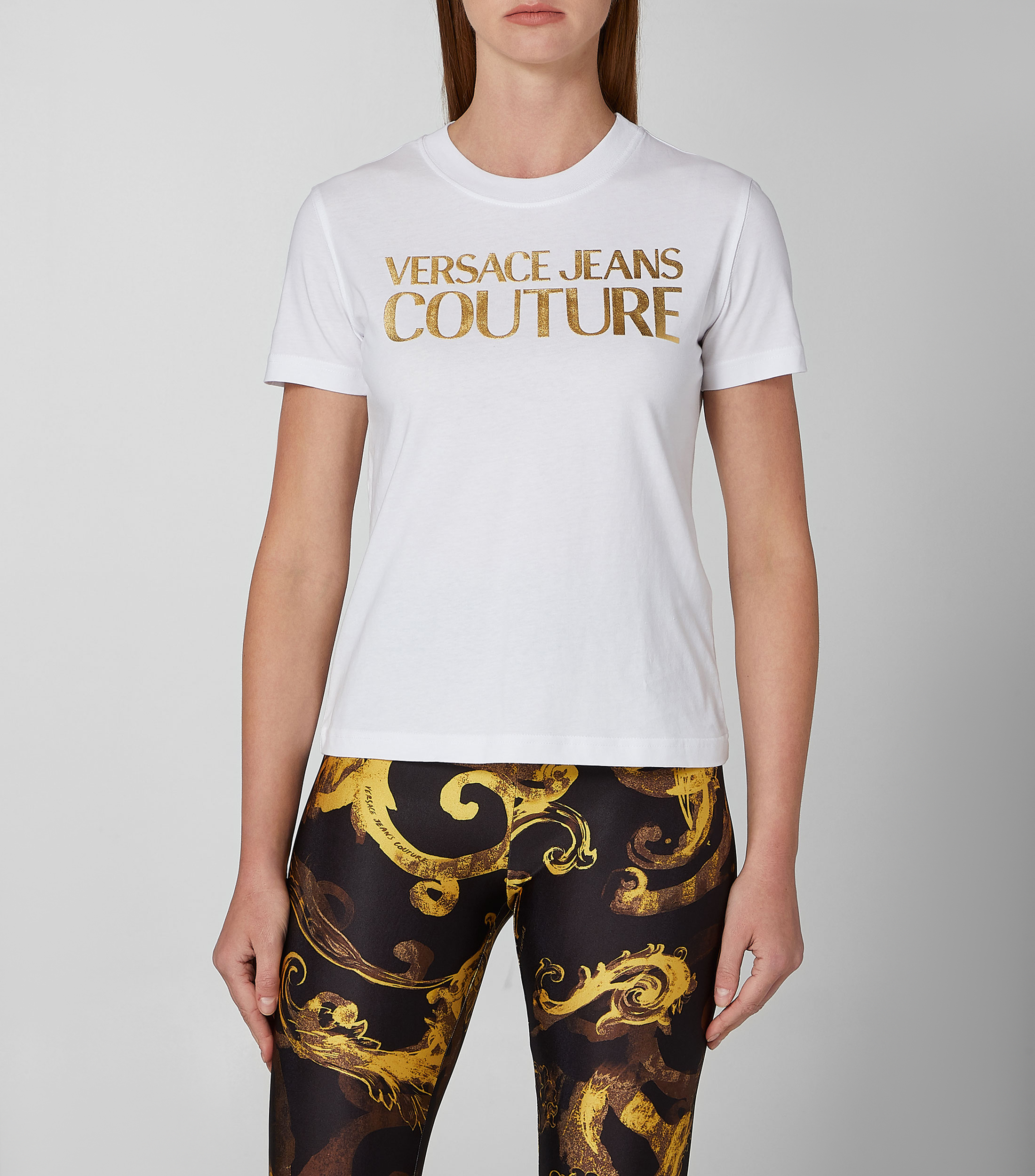 Versace Jeans Couture: Playera Cuello redondo Manga Corta Mujer | El ...