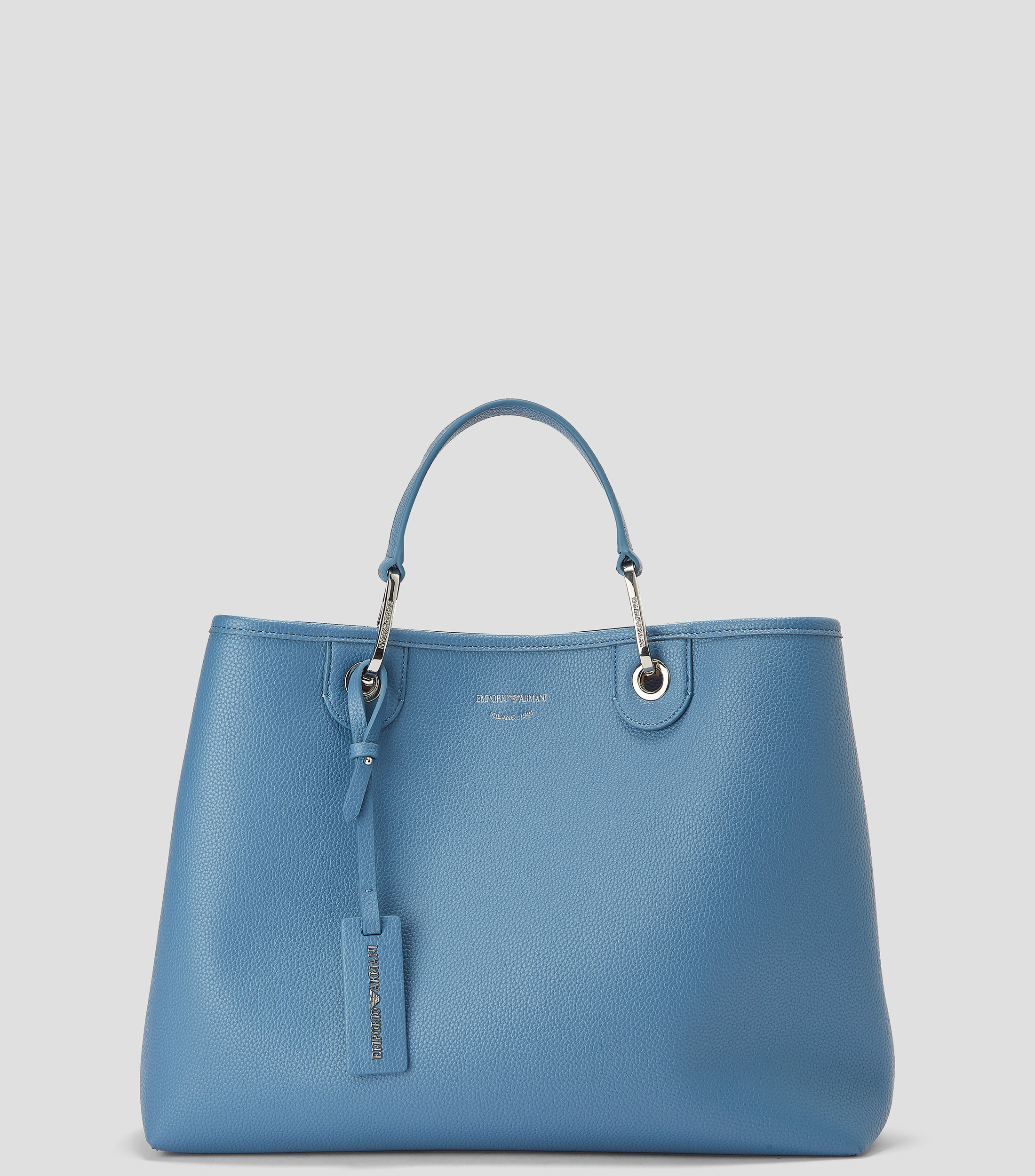 Emporio Armani: Bolsa tote granulada Mujer | El Palacio de Hierro