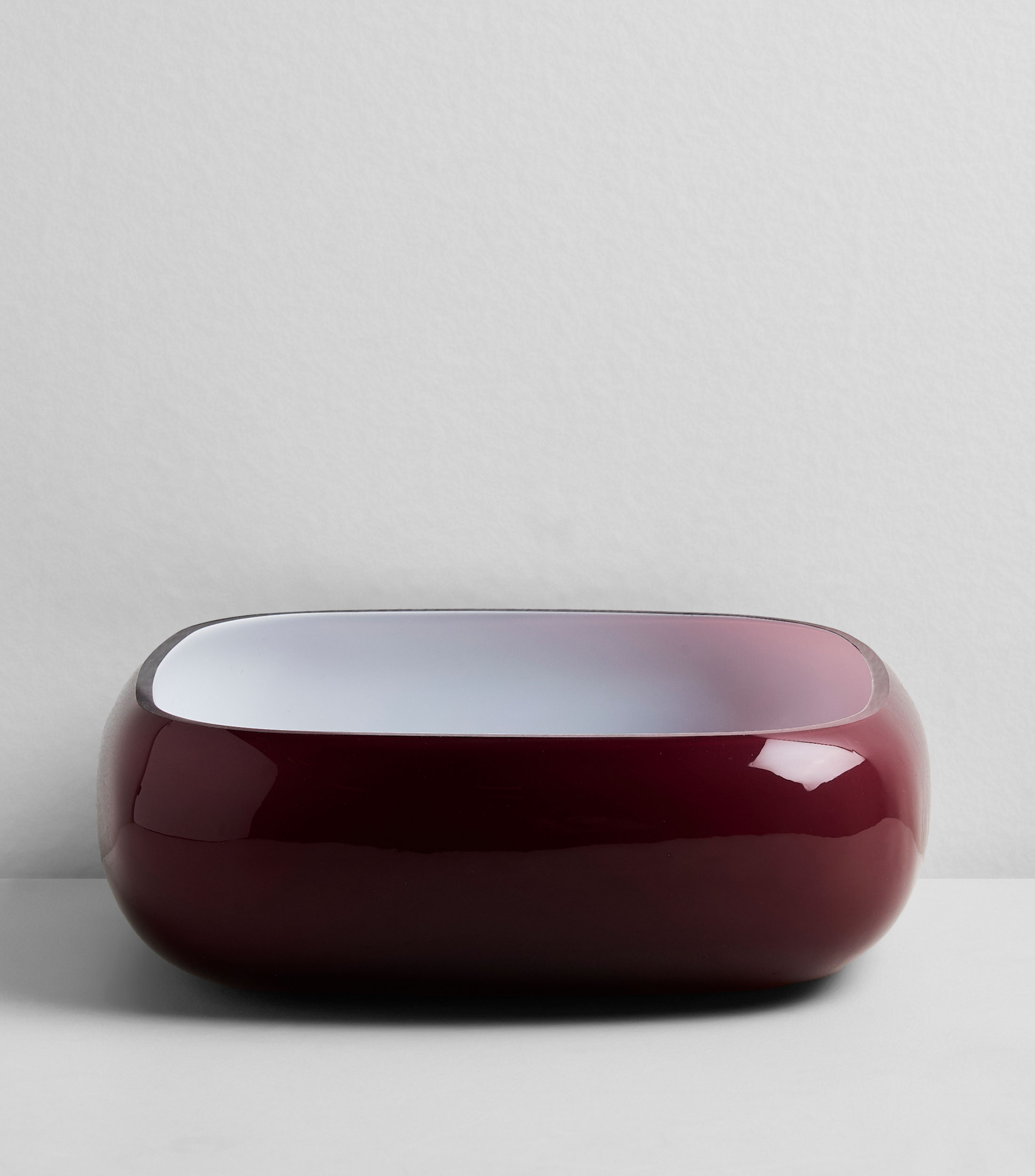 Leonardo Bowl Bordeaux plano - El Palacio de Hierro