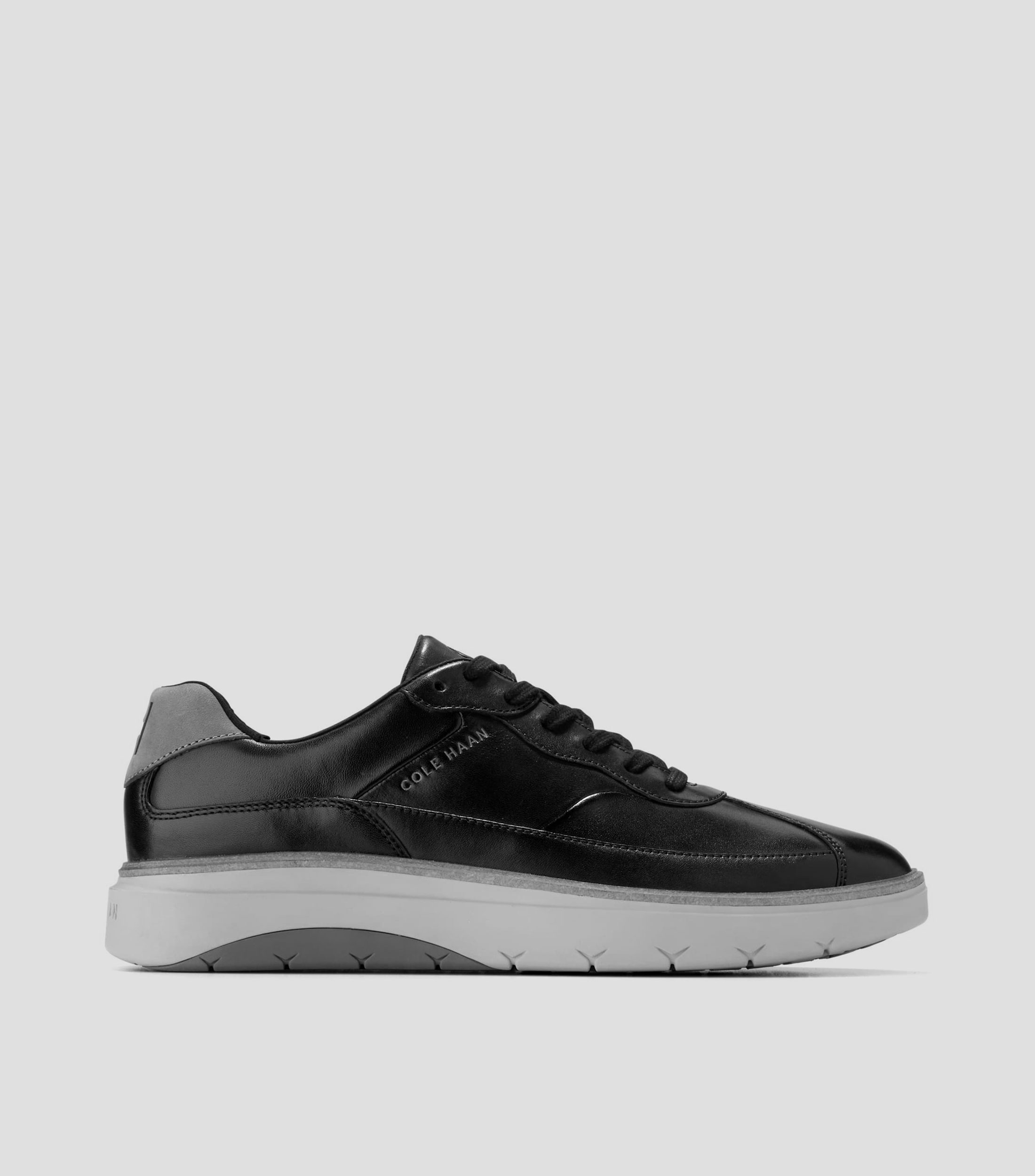 Cole Haan Tenis Casuales Lisos Hombre |El Palacio de Hierro