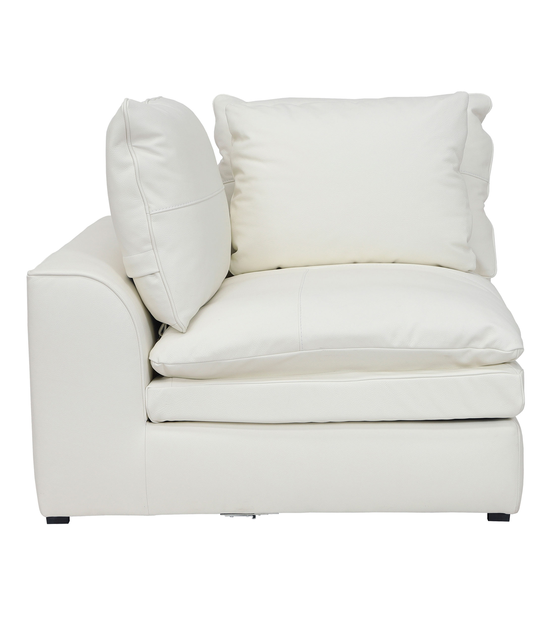 Beyond by Boal Diamante Maxine Blanco - El Palacio de Hierro