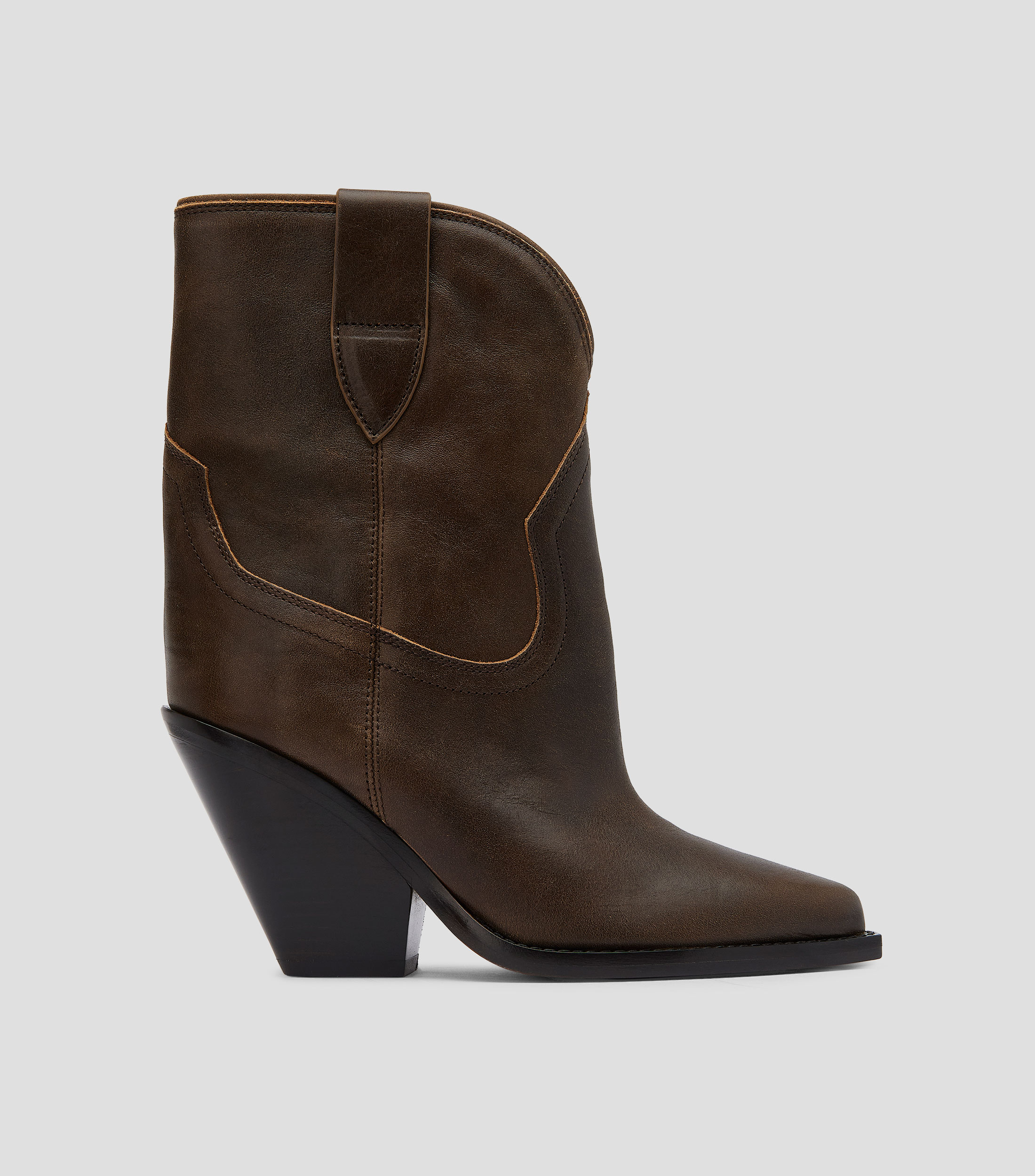 Isabel Marant: Botas vaqueras medias Leyane en piel con tacón alto de ...