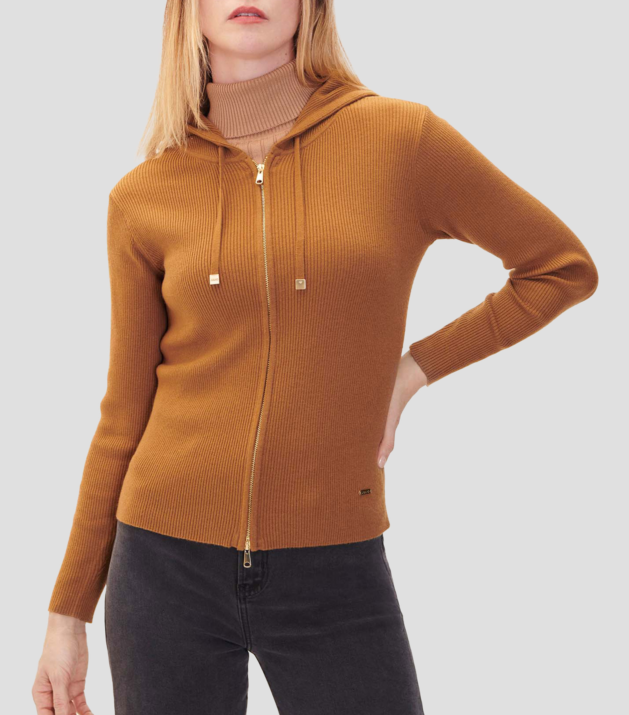 Julio: Suéter Tejido Canalé Tipo Sudadera Café Mujer | El Palacio de Hierro