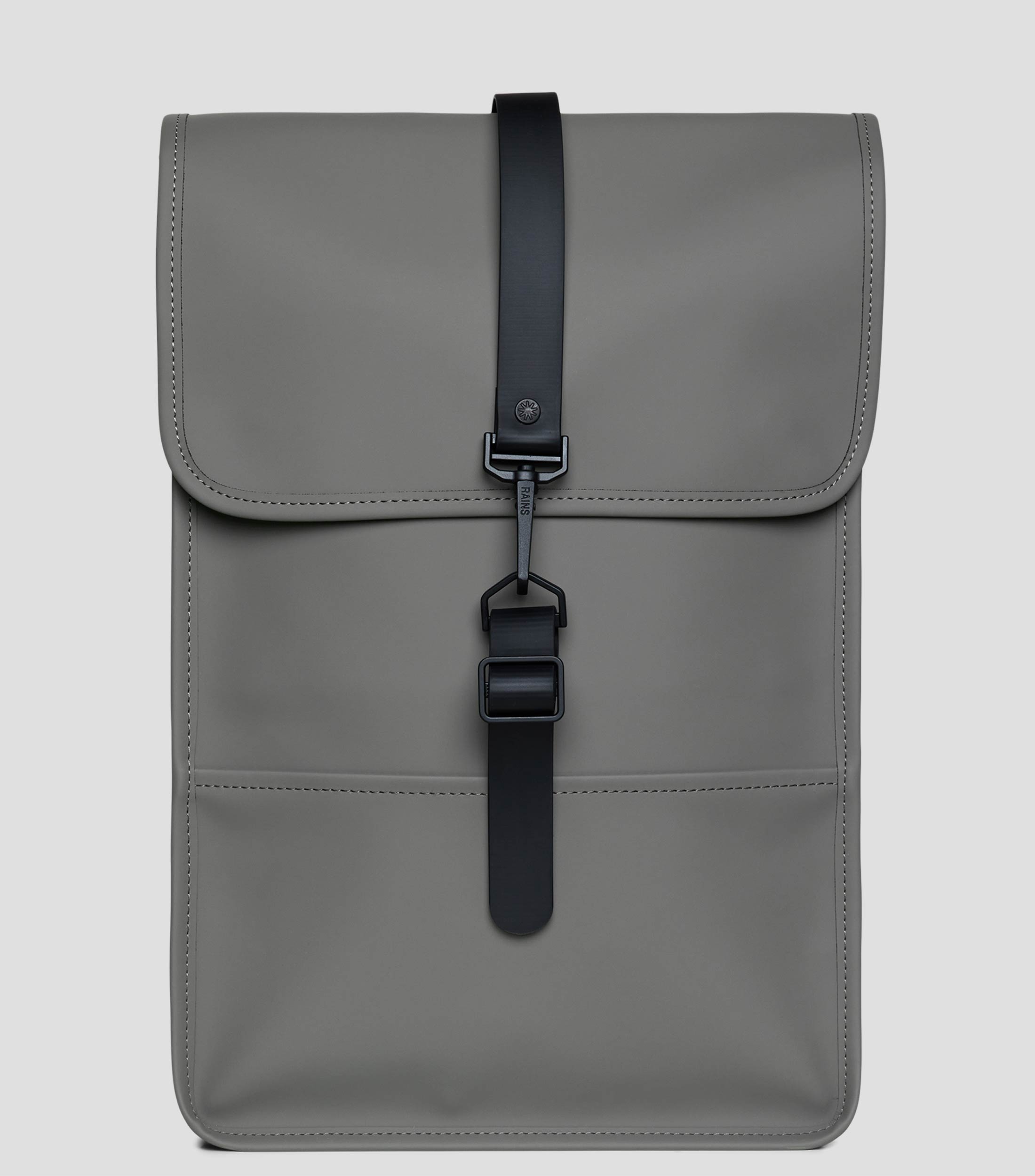 Rains: Mochila Rains Unisex | El Palacio de Hierro