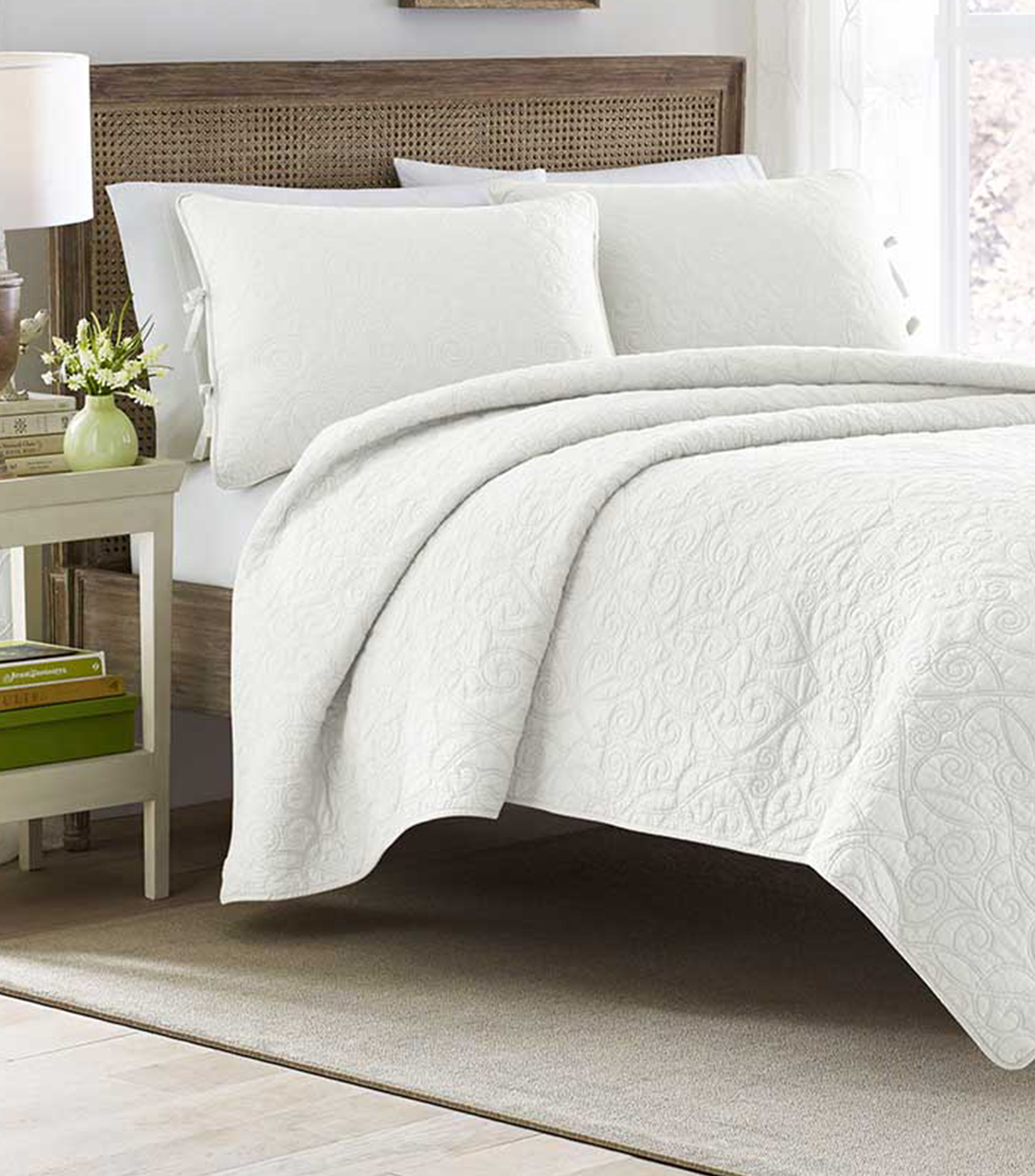 Laura Ashley Colcha Individual Felicity Blanca - El Palacio de Hierro