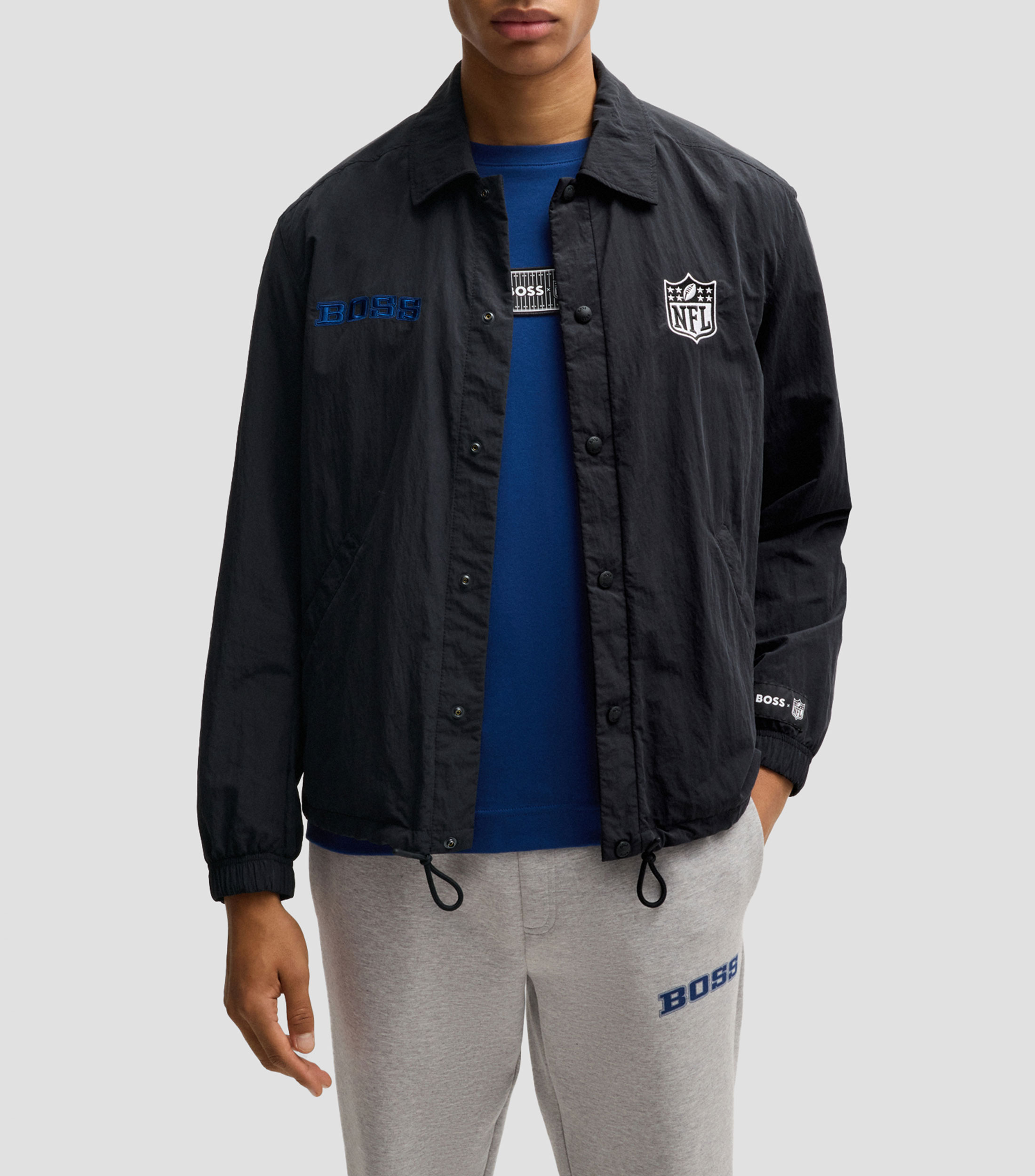 Boss: Chamarra BOSS x NFL repelente al agua con detalle bordado de la ...