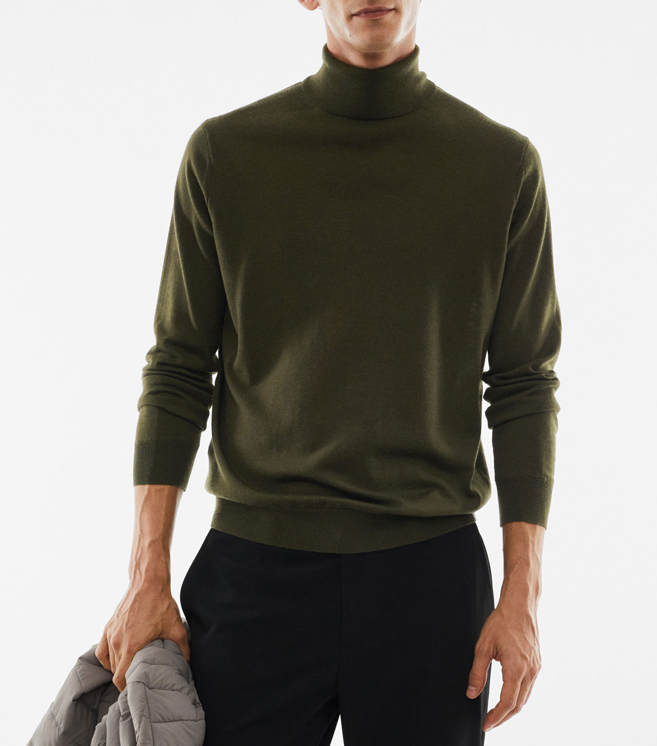 Mango Suéter cuello alto Hombre - El Palacio de Hierro