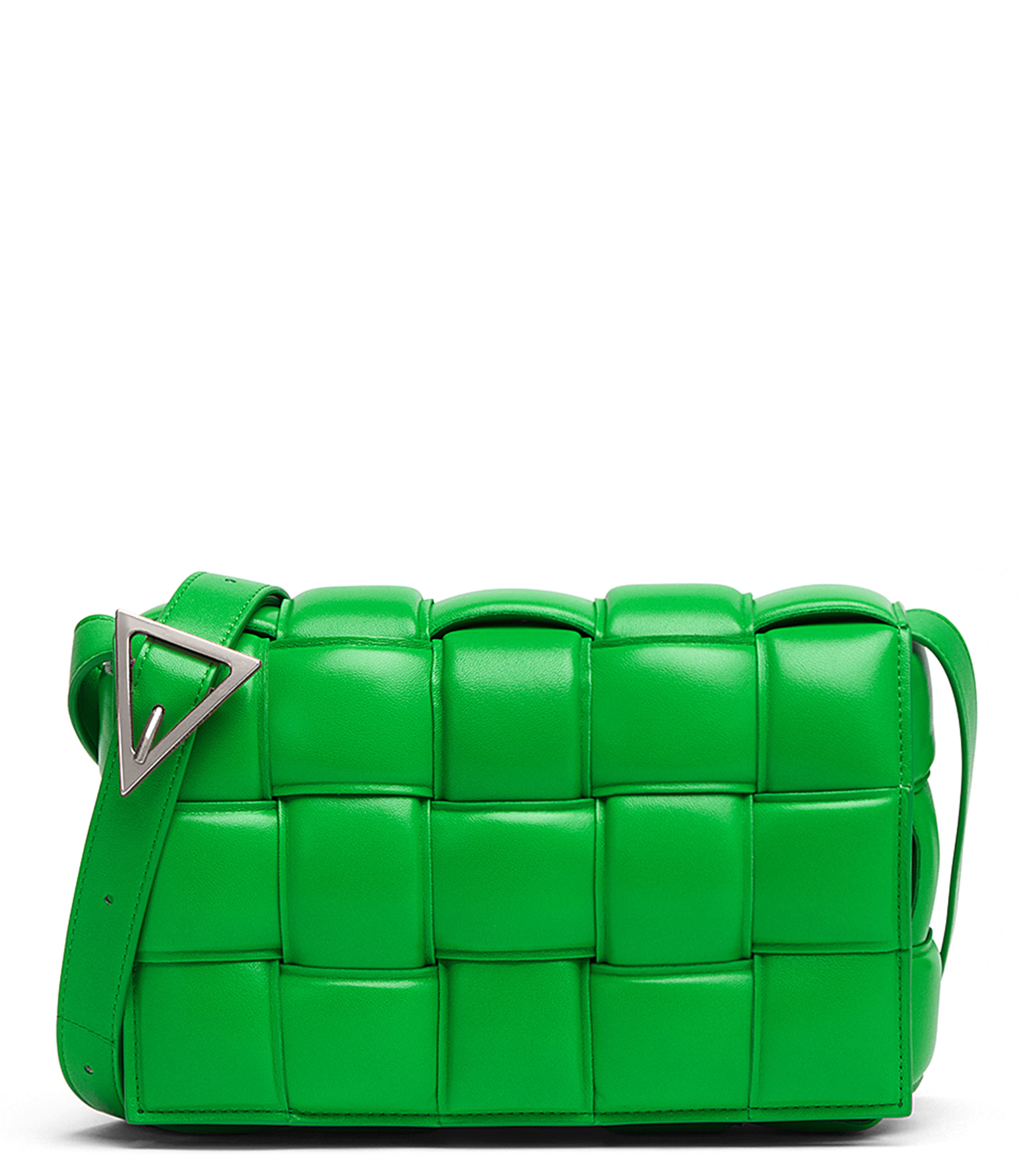 Bottega Veneta: Bolso crossbody verde en piel Cassette Mujer | El ...
