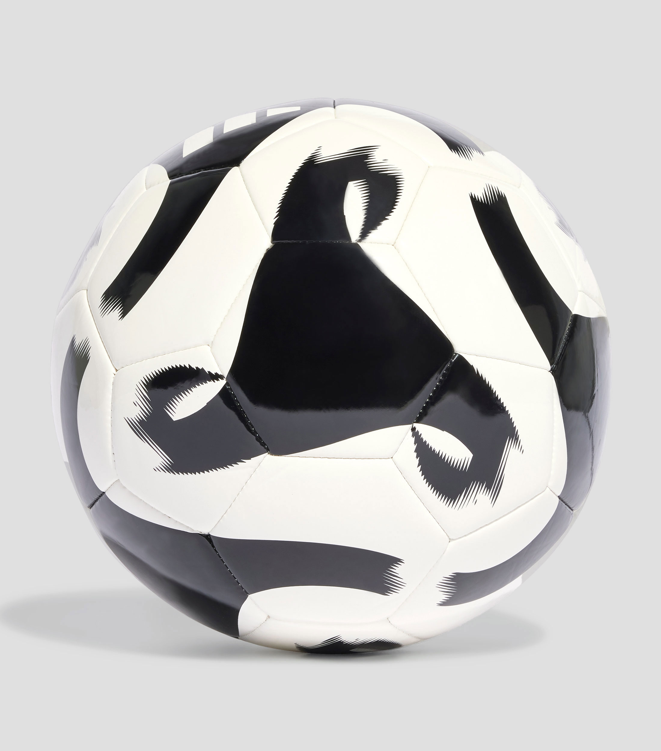 Balón de Adidas - El Palacio de Hierro