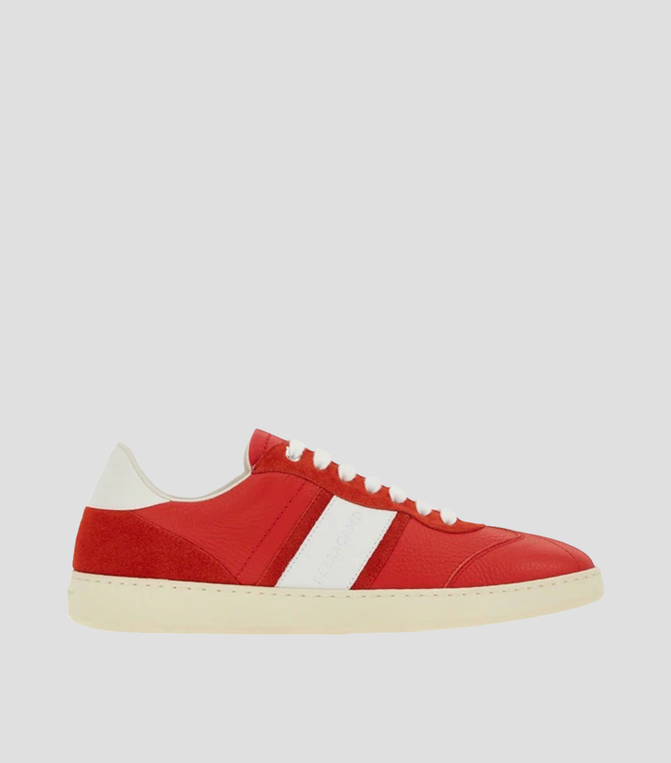 Ferragamo: Low sneaker with signature Hombre | El Palacio de Hierro