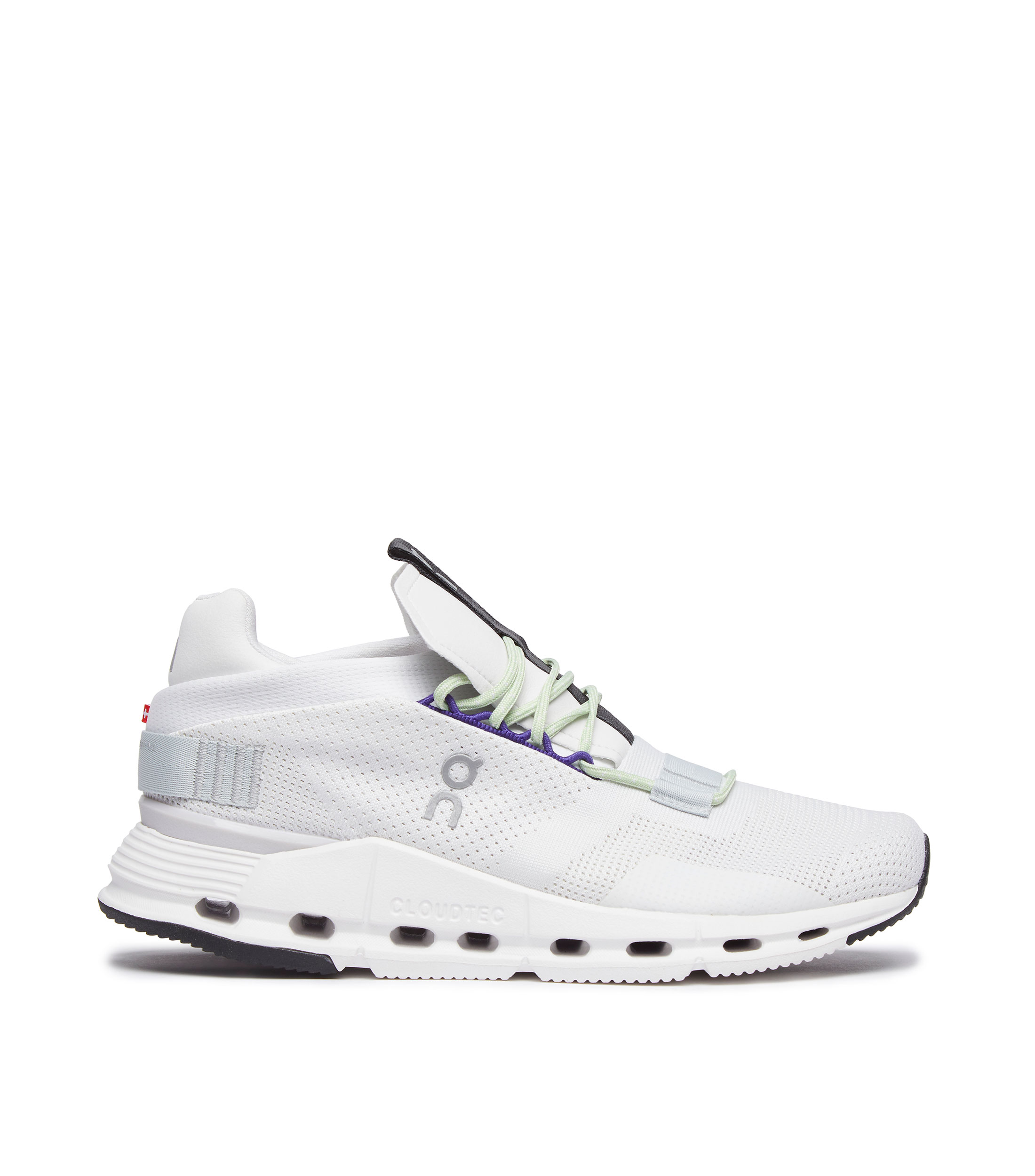 On: Tenis para correr Cloudnova Blancos Hombre | El Palacio de Hierro