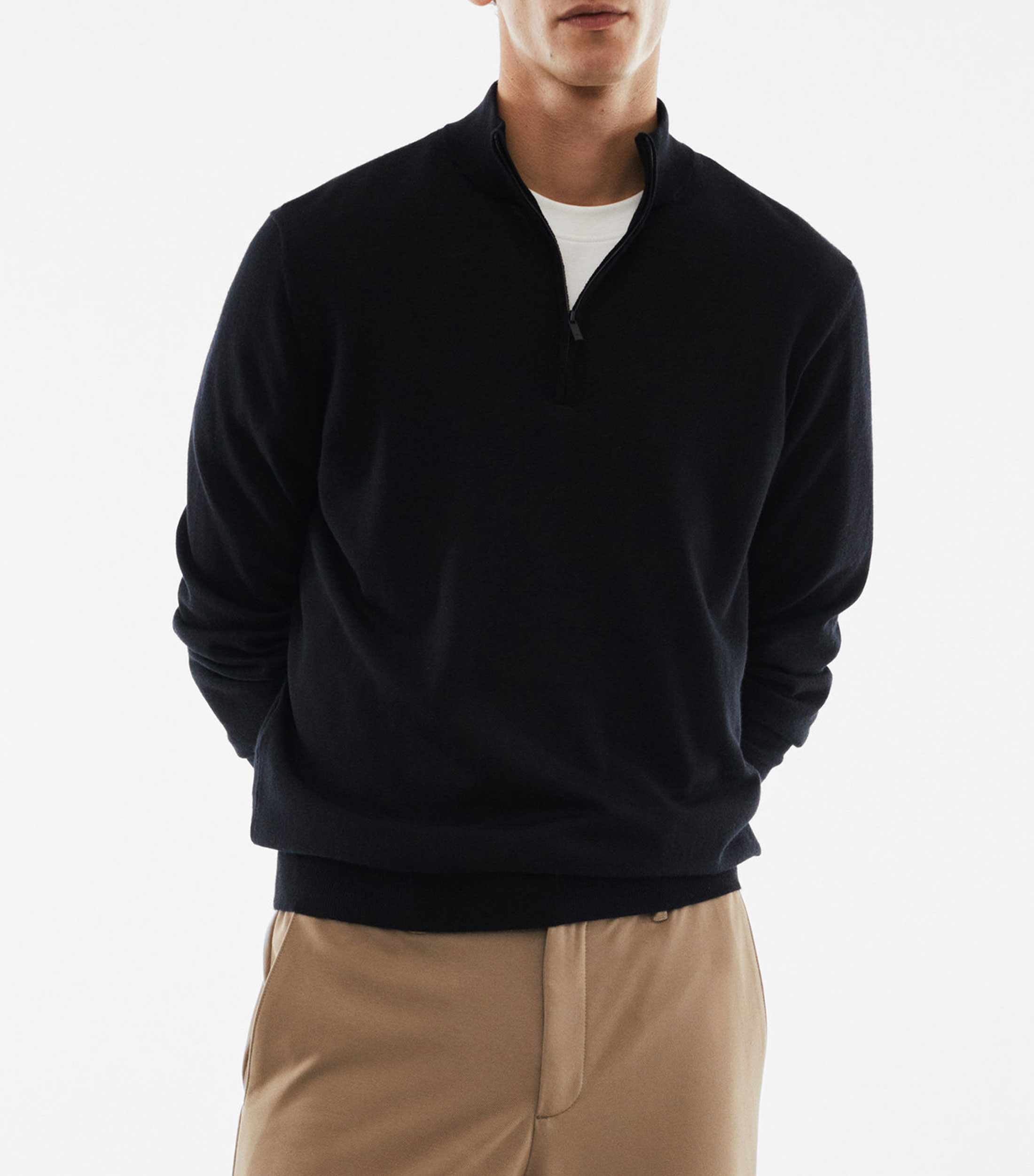 Mango Suéter cuello alto Hombre - El Palacio de Hierro