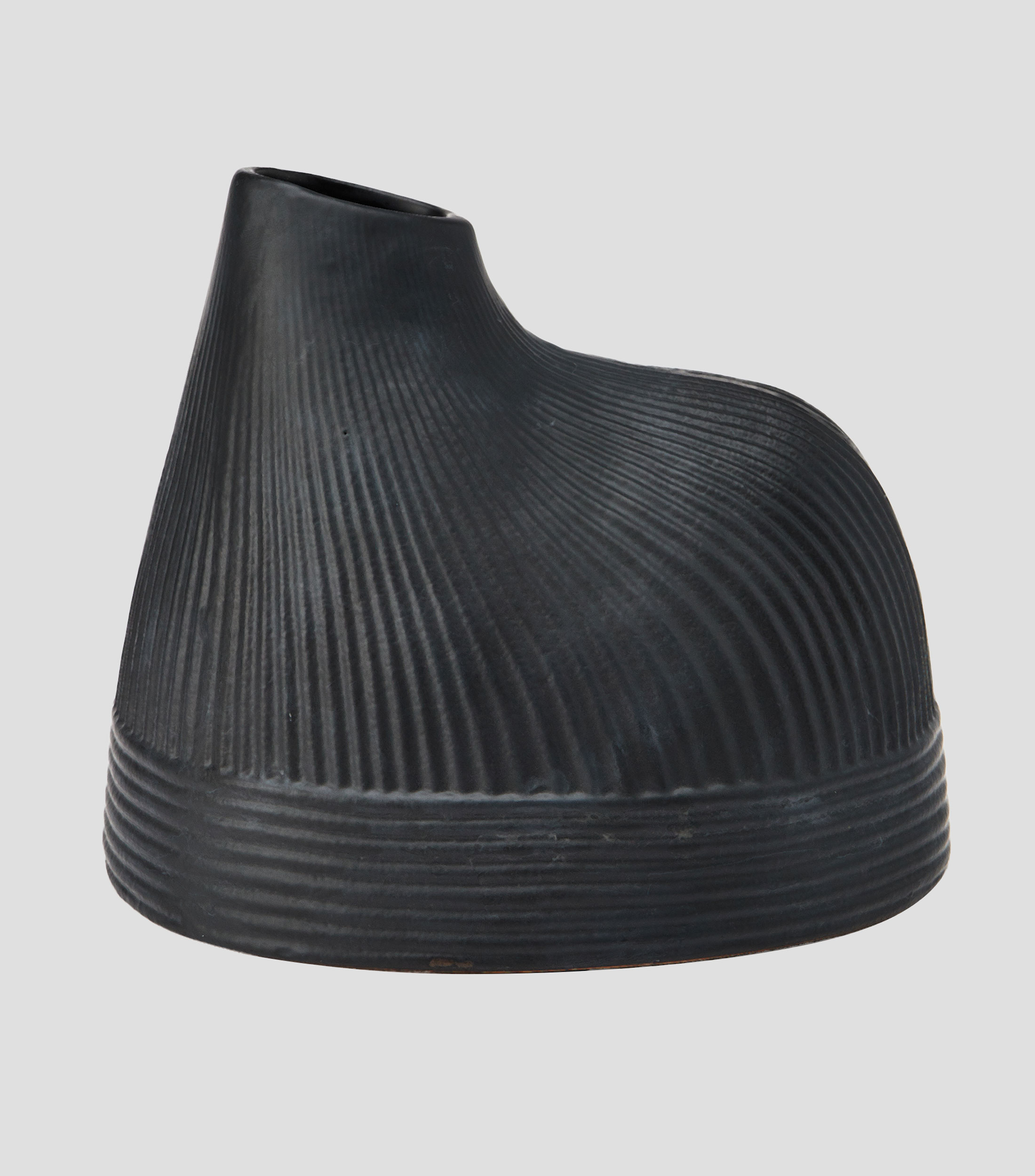 Cordaro Florero Albor en poliresina |El Palacio de Hierro