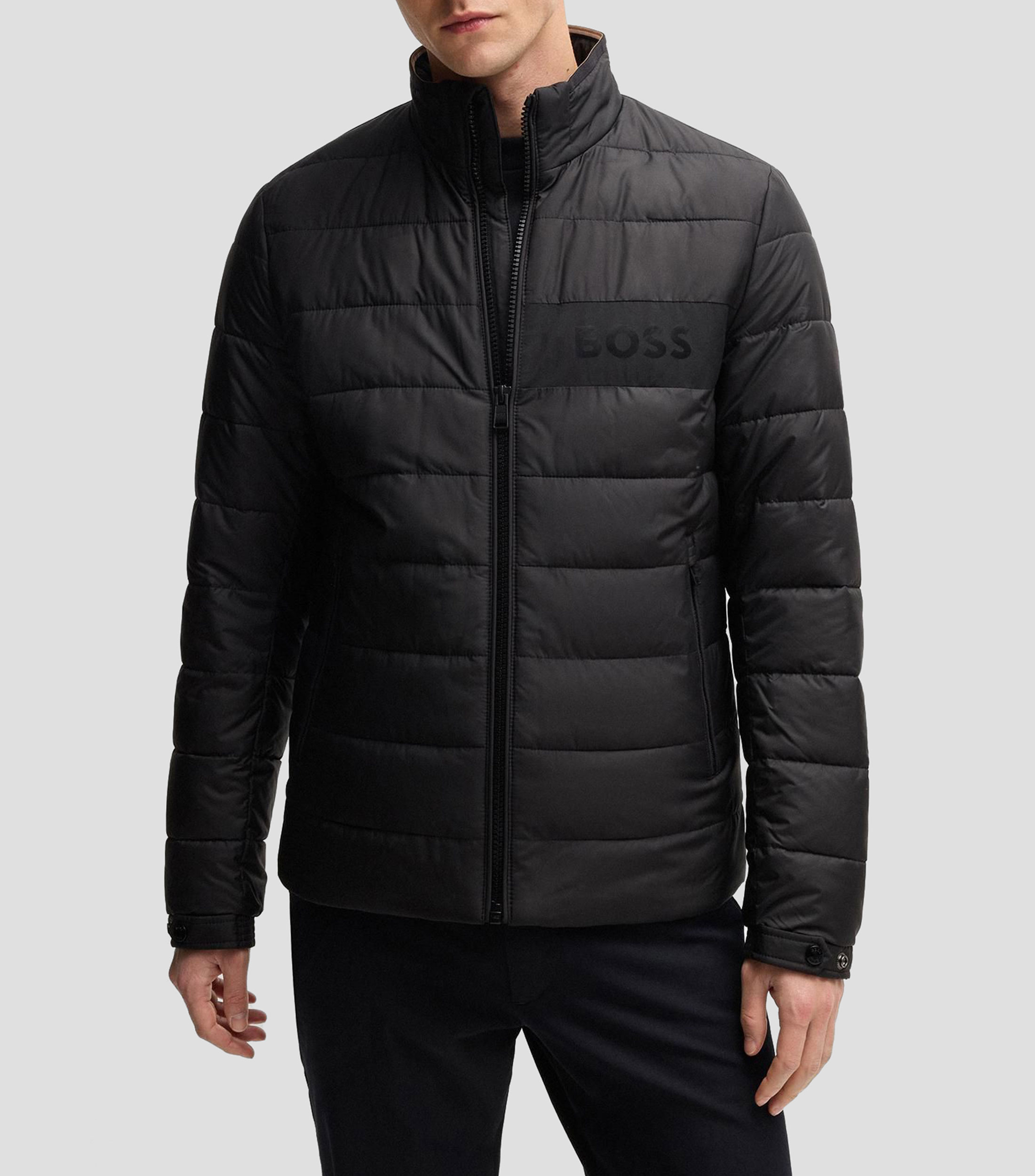 Boss Chamarra BOSS regular fit repelente al agua con detalle de logo ...