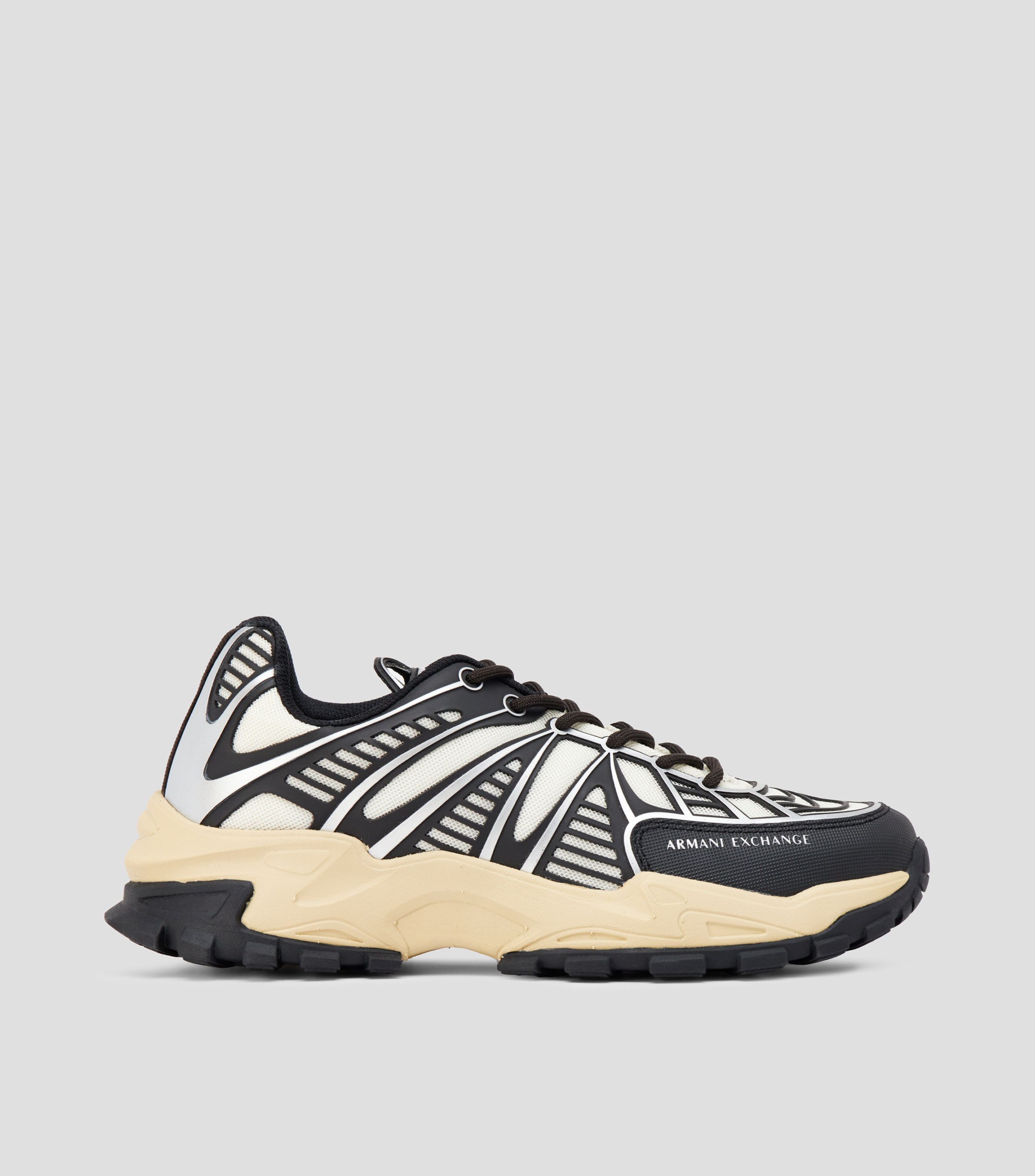 Armani Exchange: Tenis casuales con franjas Hombre | El Palacio de Hierro