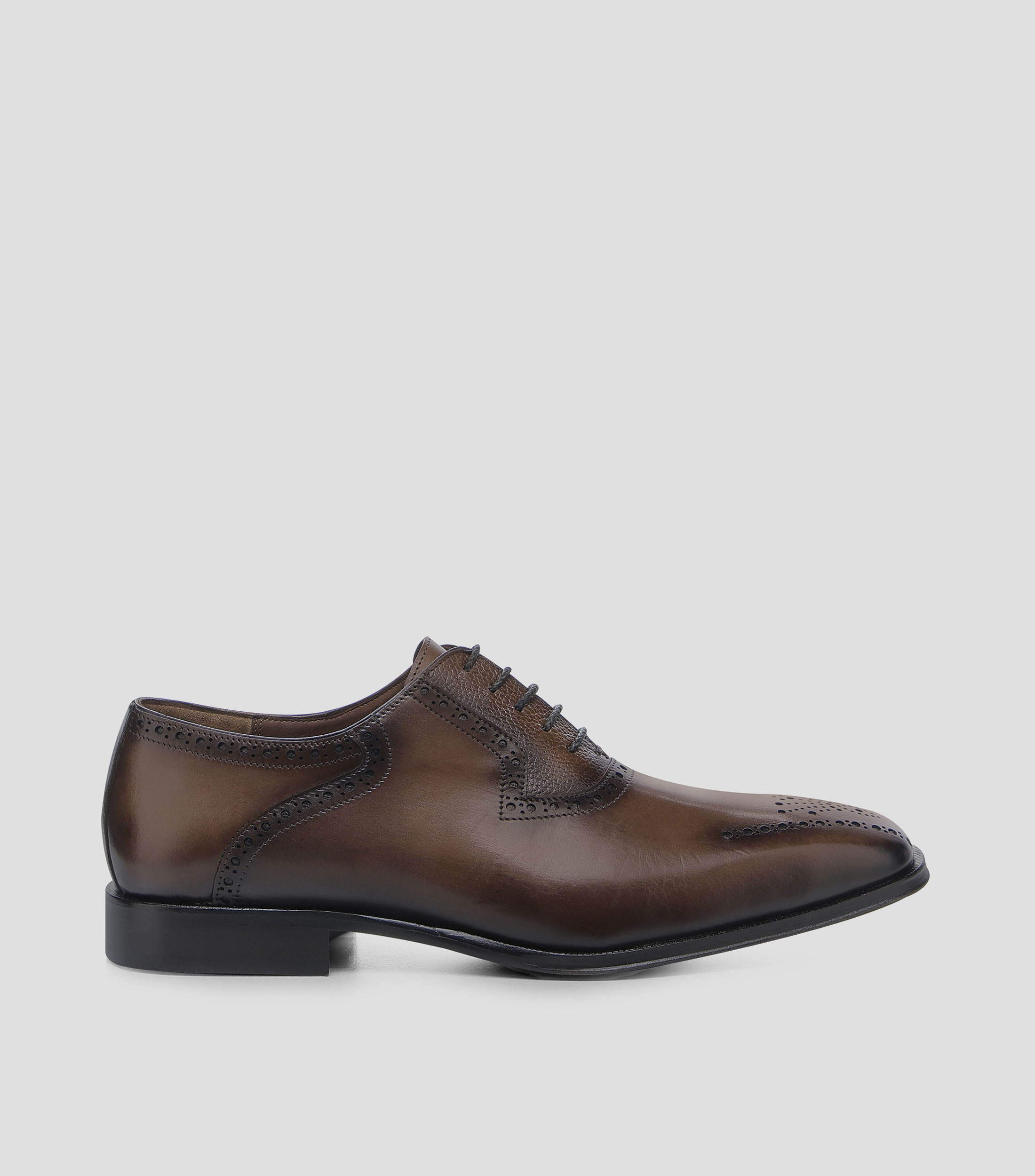 Franco Cuadra Zapatos de Vestir Oxford en Piel Hombre |El Palacio de Hierro