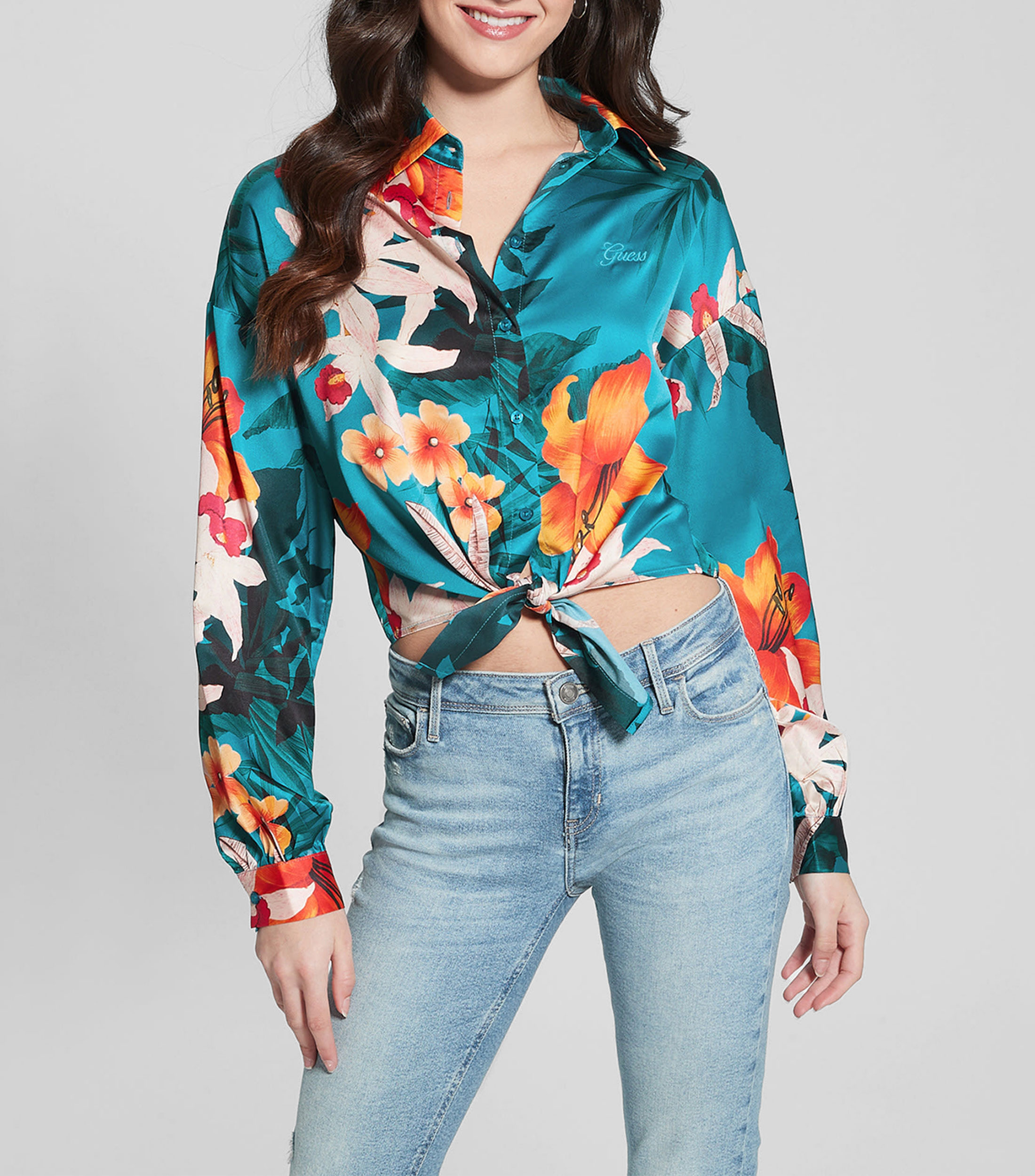 Guess: Blusa de cuello camisero, manga larga con flores crop top Mujer ...