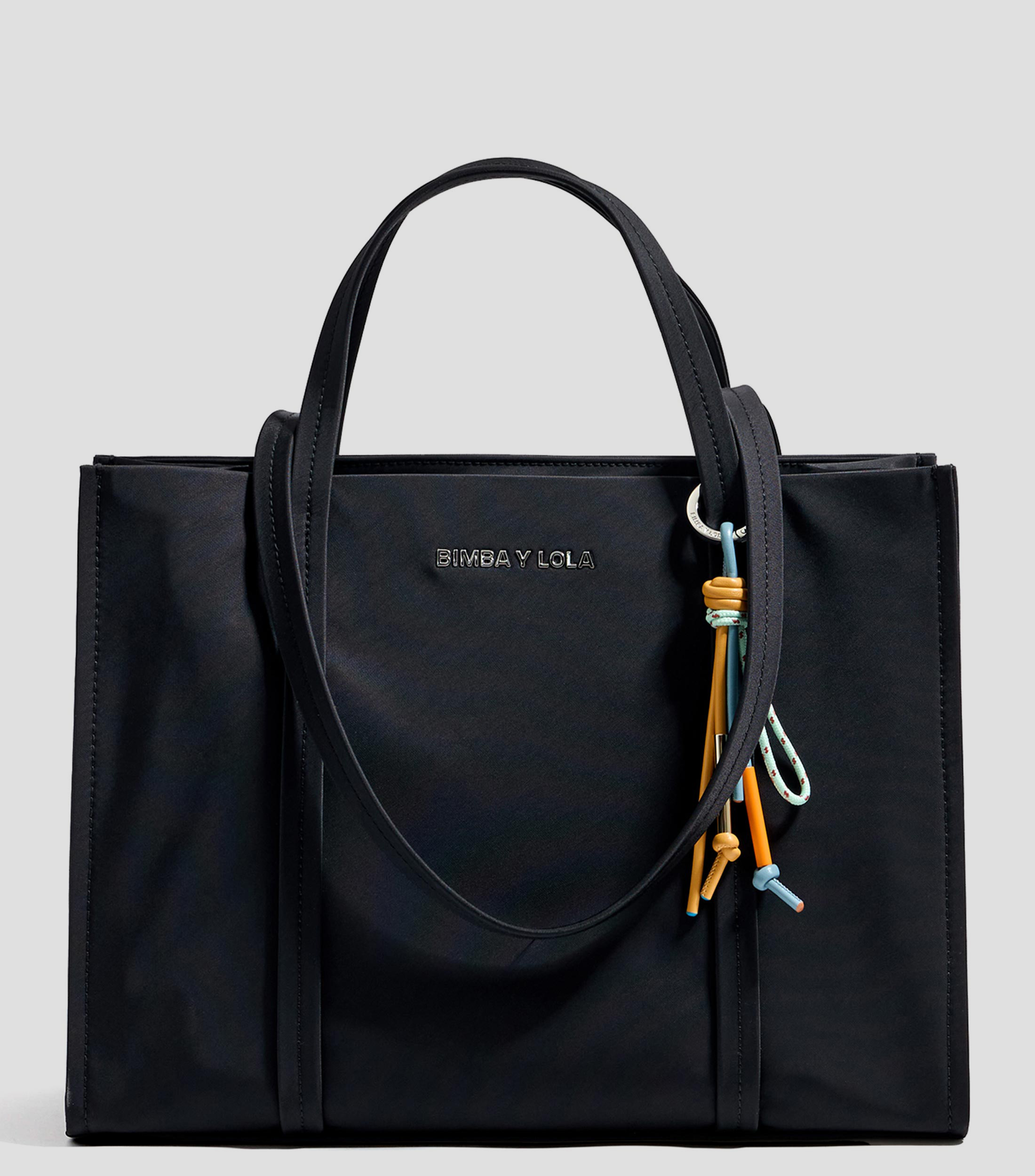 Bimba y Lola: Bolso shopper grande nylon negro Mujer | El Palacio de Hierro