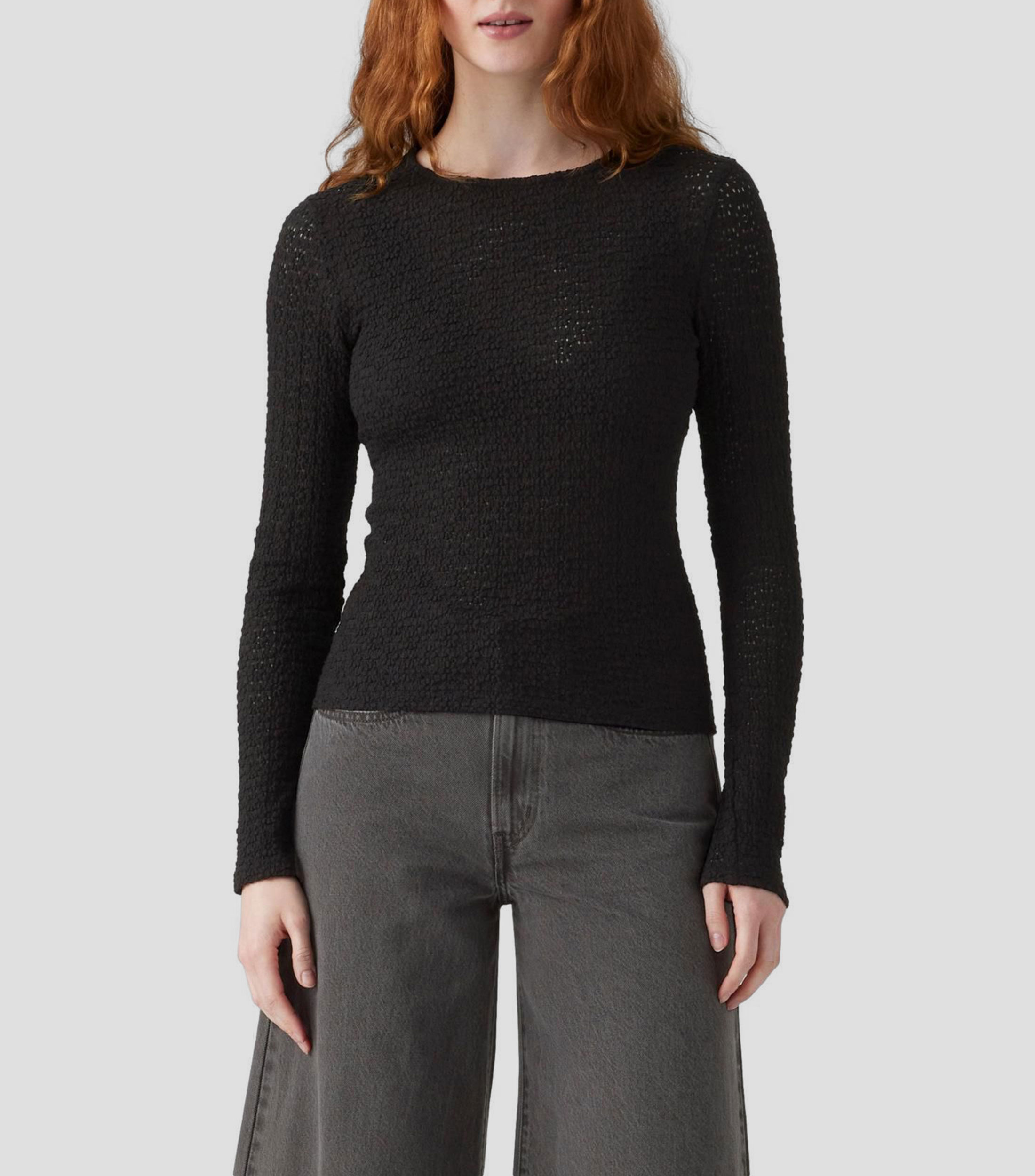 Levi's Playera cuello redondo manga larga lisa Mujer |El Palacio de Hierro
