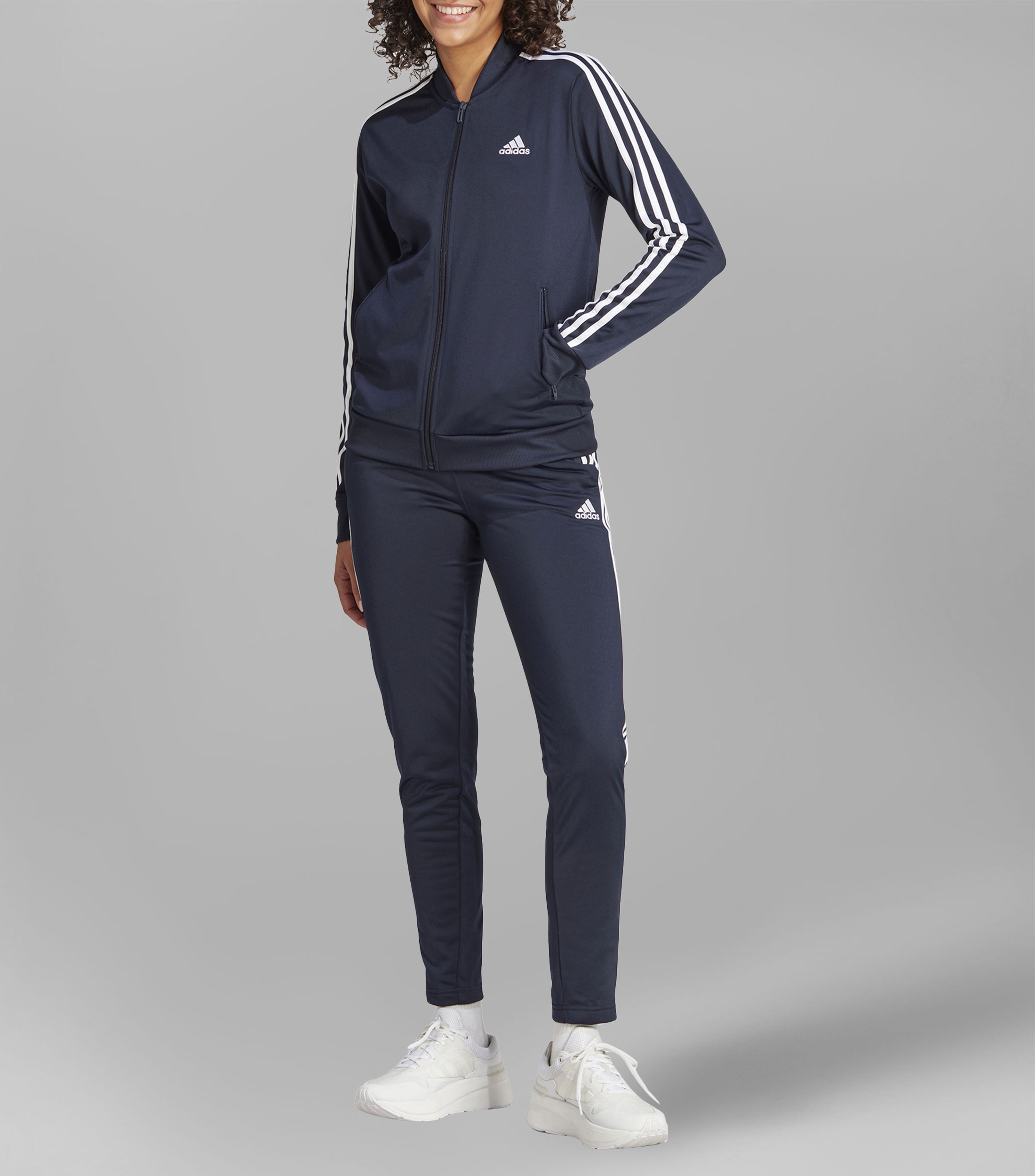 Adidas: Conjunto Deportivo Mujer | El Palacio de Hierro