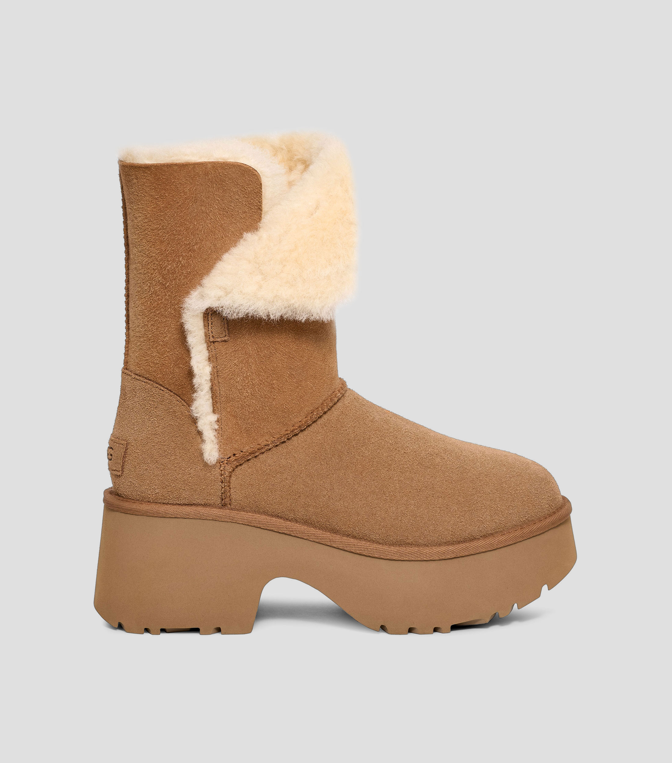Ugg Botas Cortas Esmee en Piel con Tacón Medio Ancho Mujer |El Palacio ...