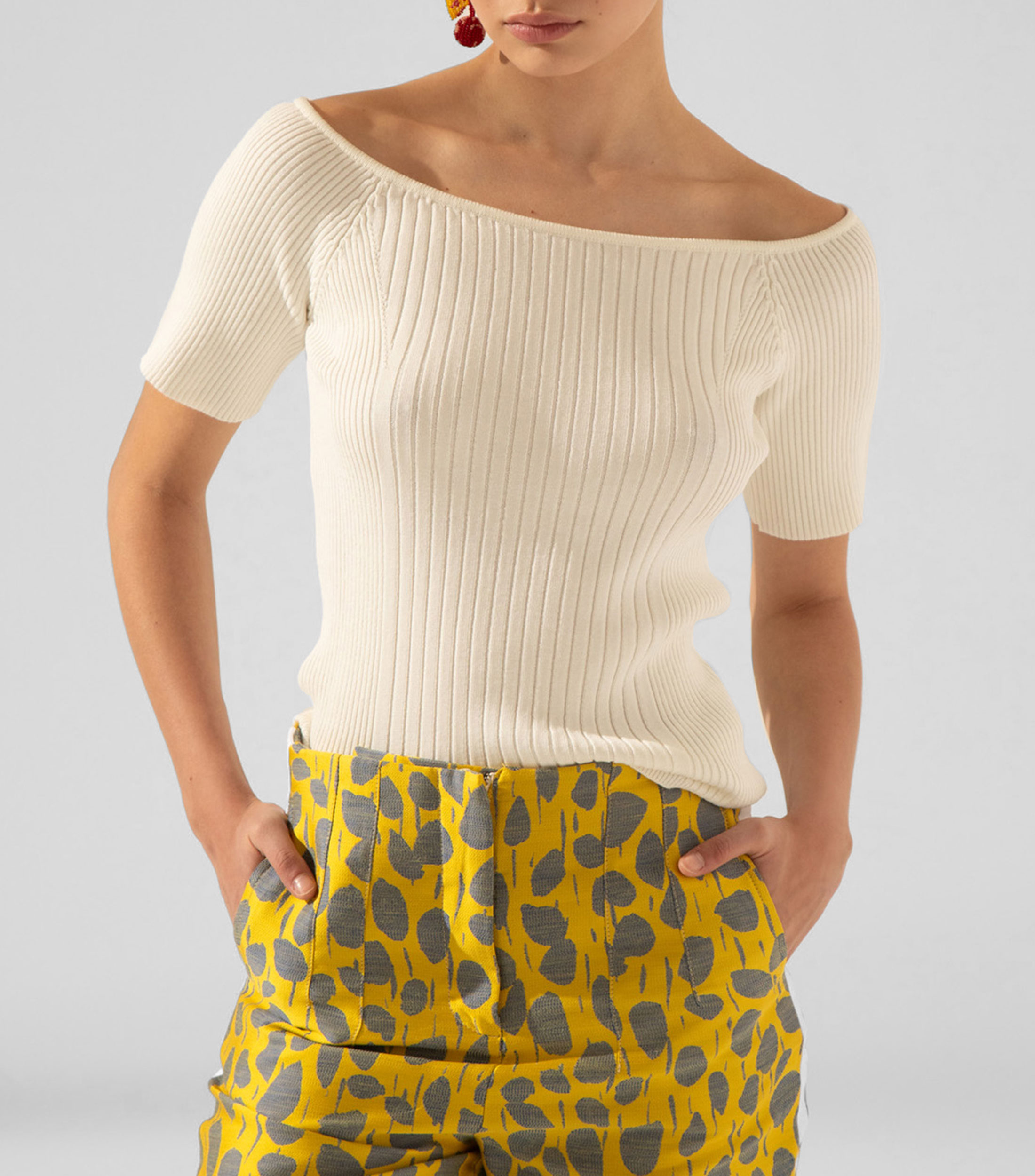 Jazmin Chebar: Top manga corta confeccionado en hilado Mujer | El ...